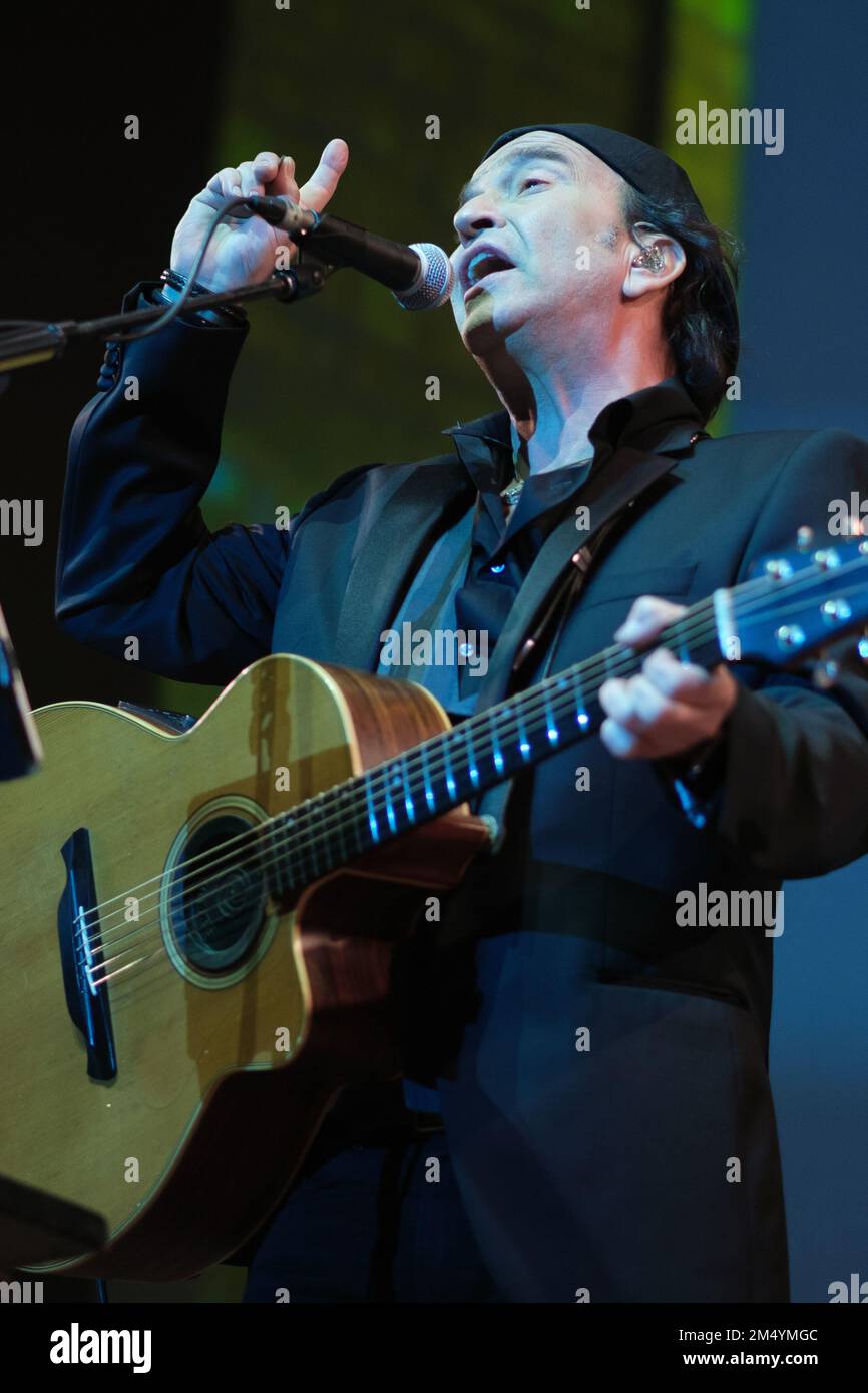 Emociones emociones hi-res stock photography and images - Alamy