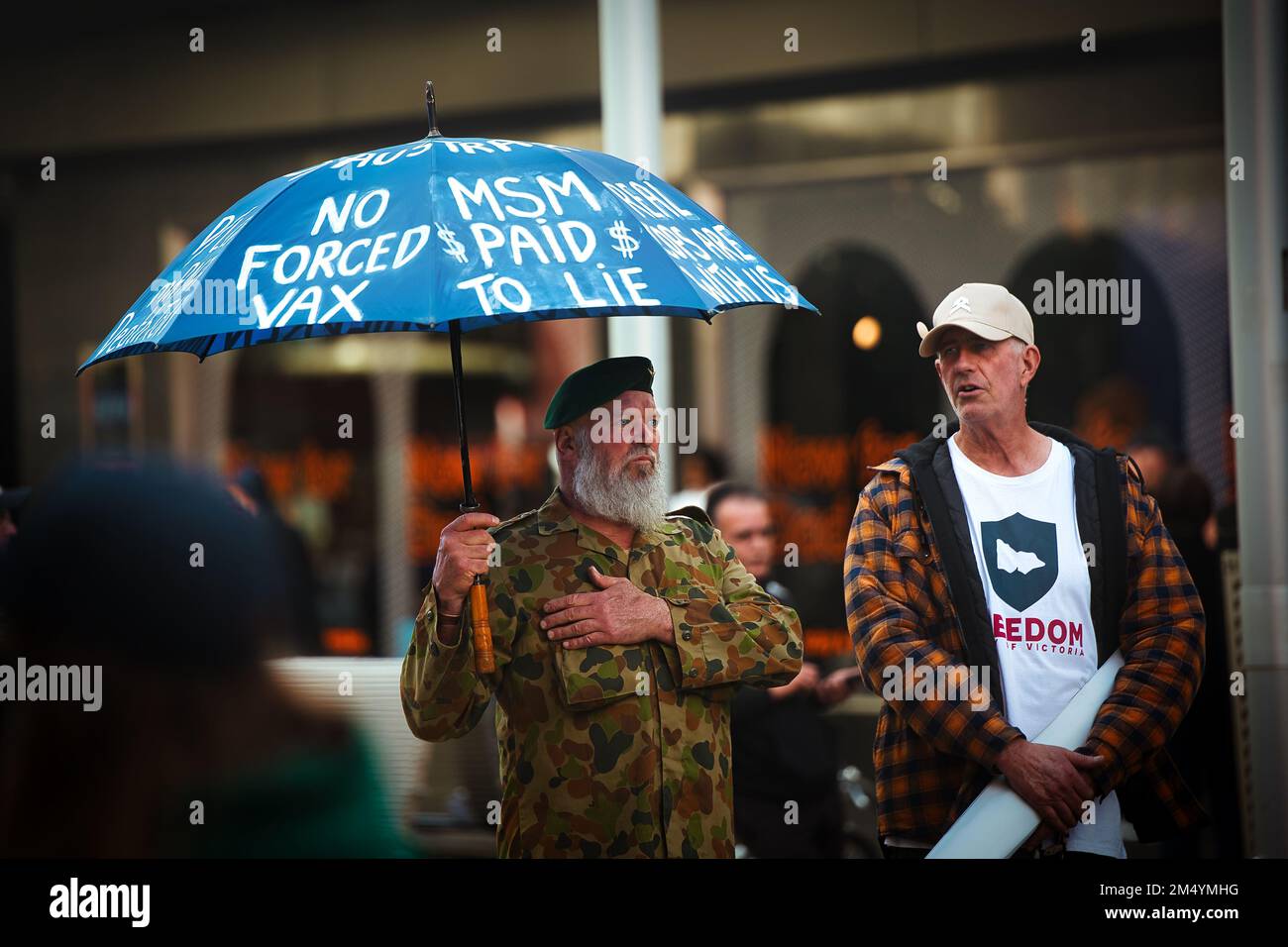 An Australian veteran attending a freedom protest Stock Photo - Alamy