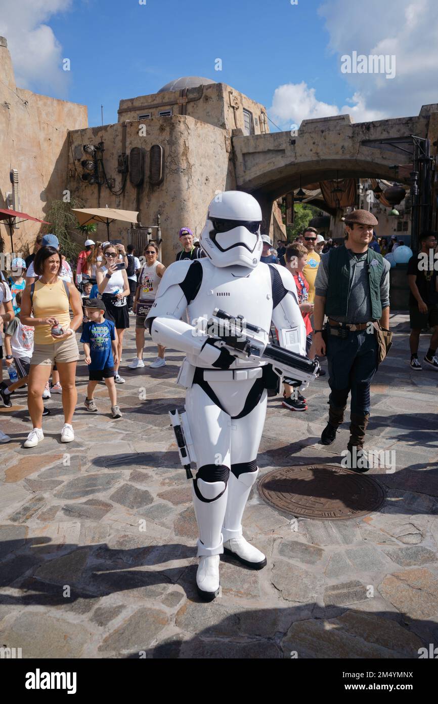 A Stormtrooper at Star Wars Galaxy's Edge Disney World Hollywood ...