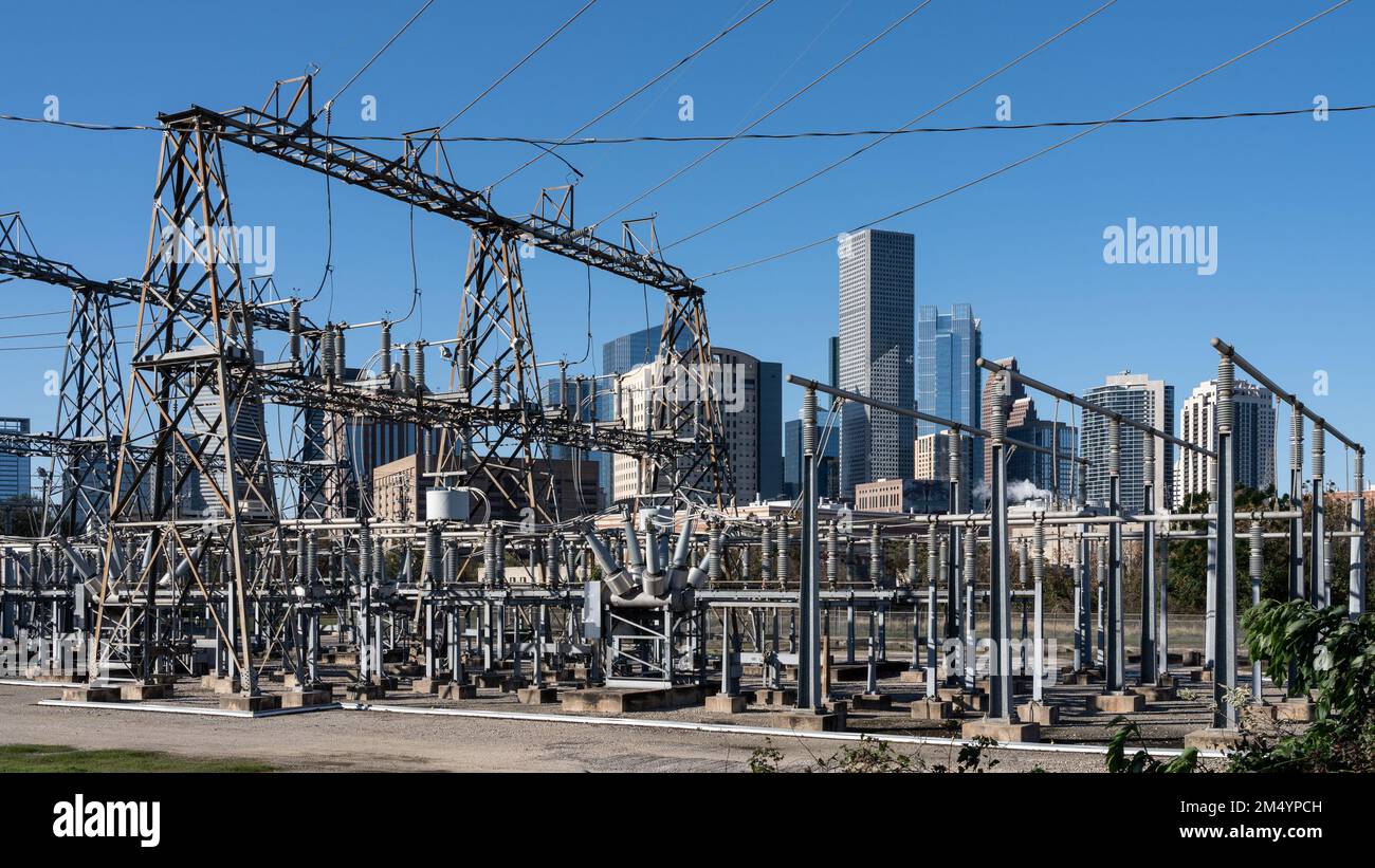 Houston, USA. 23rd Dec, 2022. This photo shows an electrical facility ...