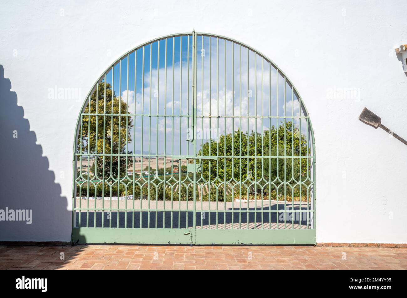 Jerez gate hi-res stock photography and images - Alamy