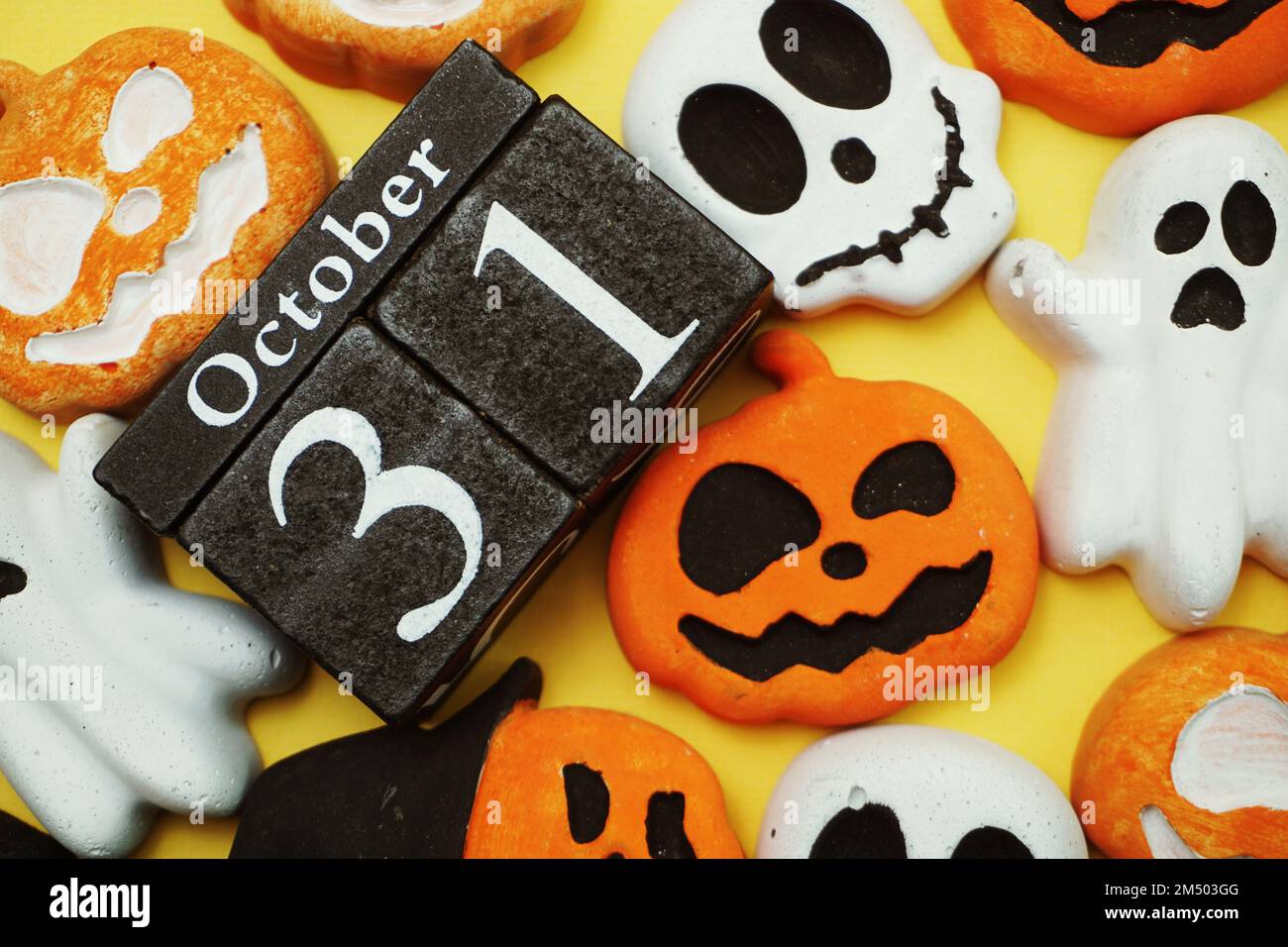Halloween 31 october with skull and pumpkin decorate with space copy on ...