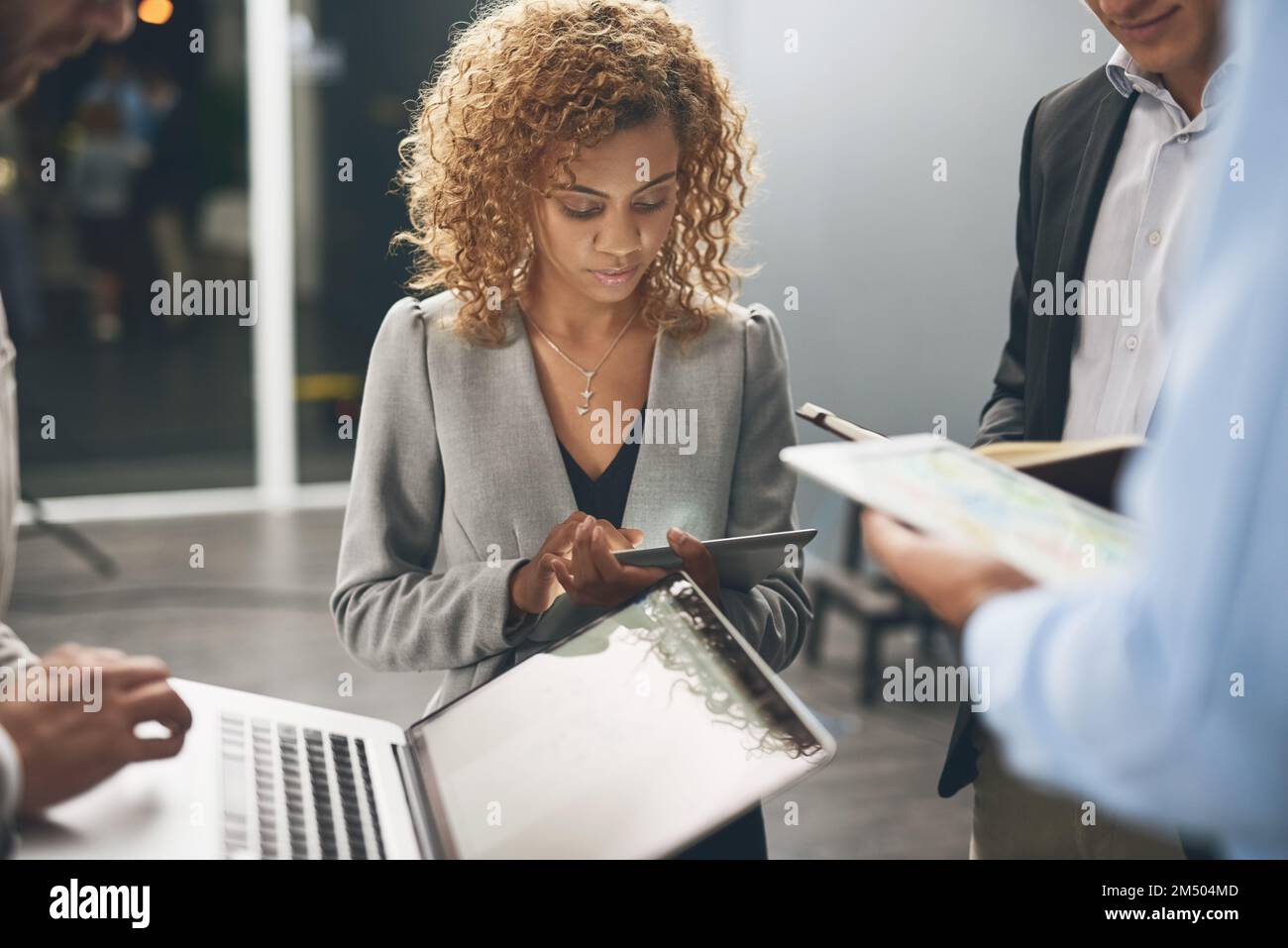Digital devices connections hi-res stock photography and images - Alamy