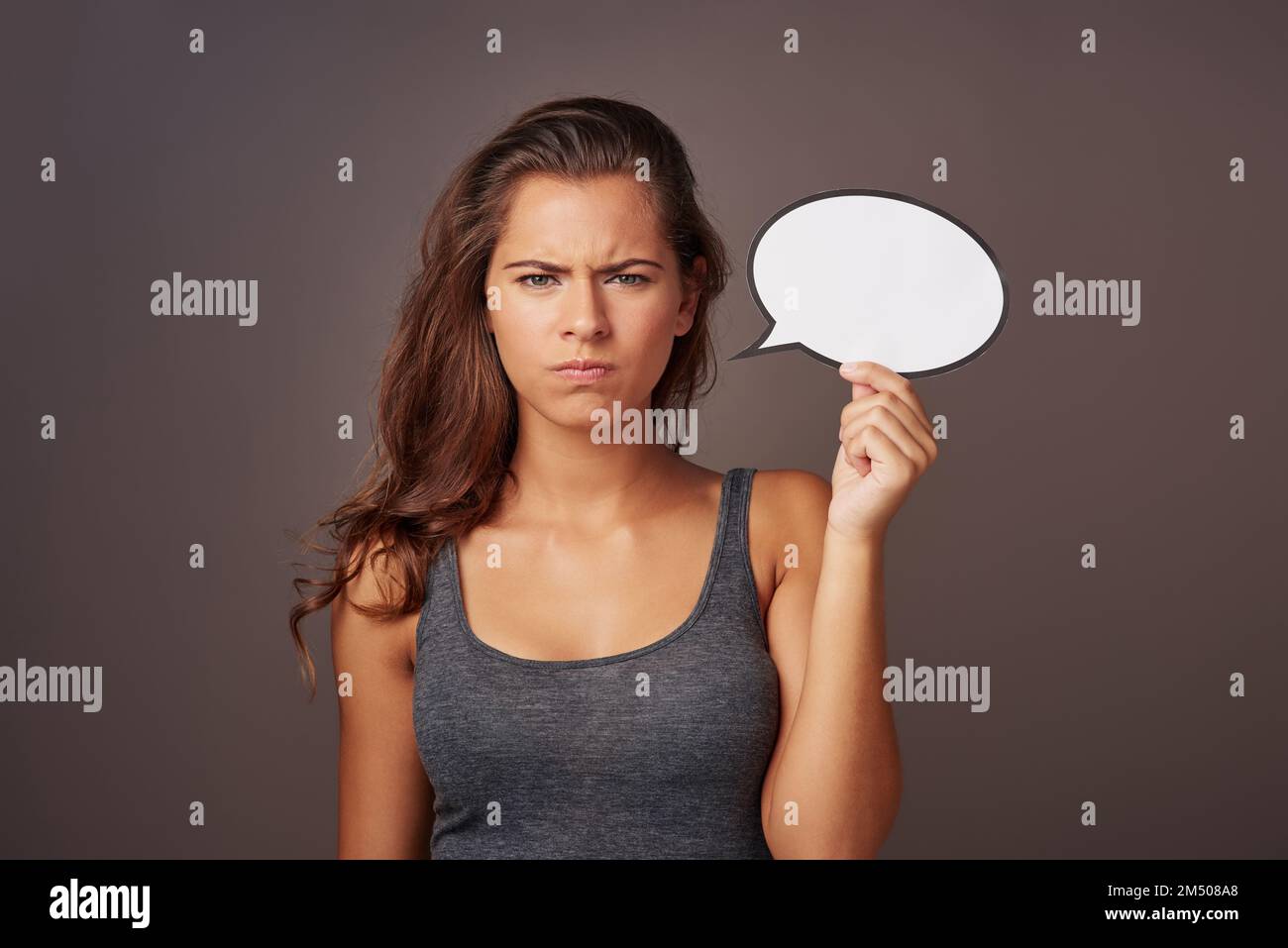 Angry speech bubble hi-res stock photography and images - Alamy