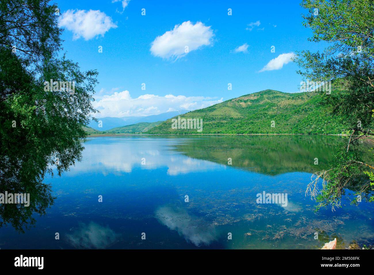 Spring views scenic river hi-res stock photography and images - Alamy