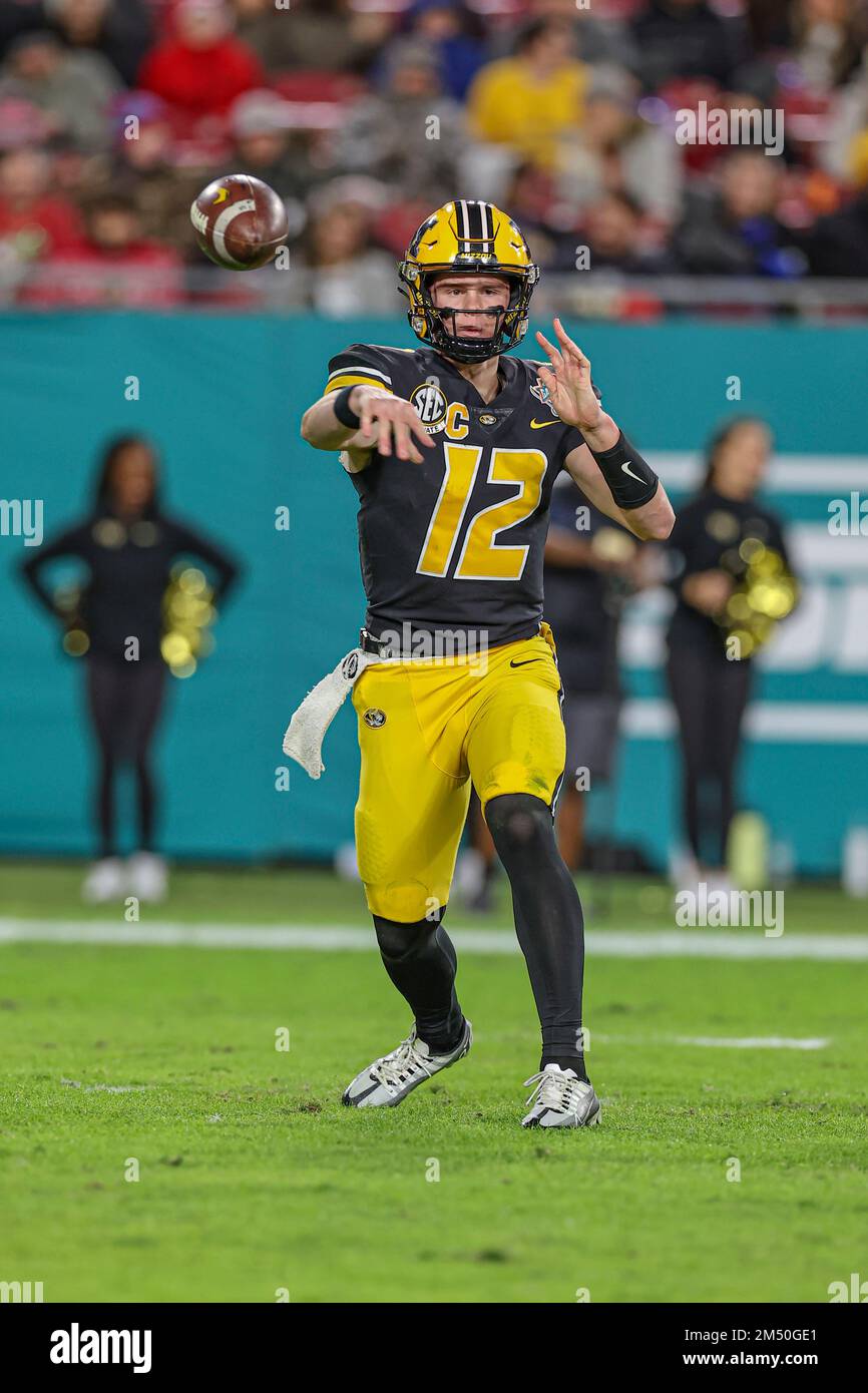 Gasparilla bowl hi-res stock photography and images - Alamy