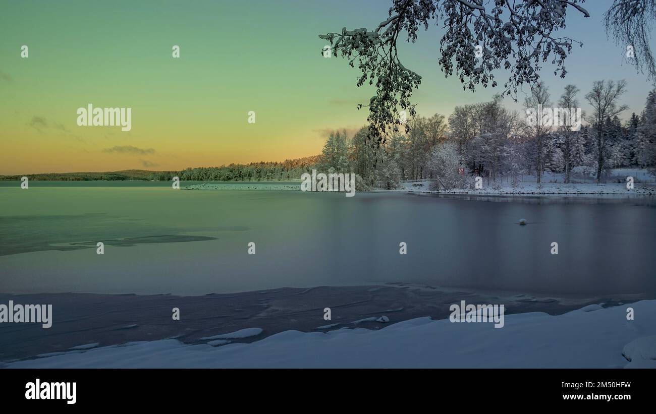 Dynamic christmas hi-res stock photography and images - Alamy