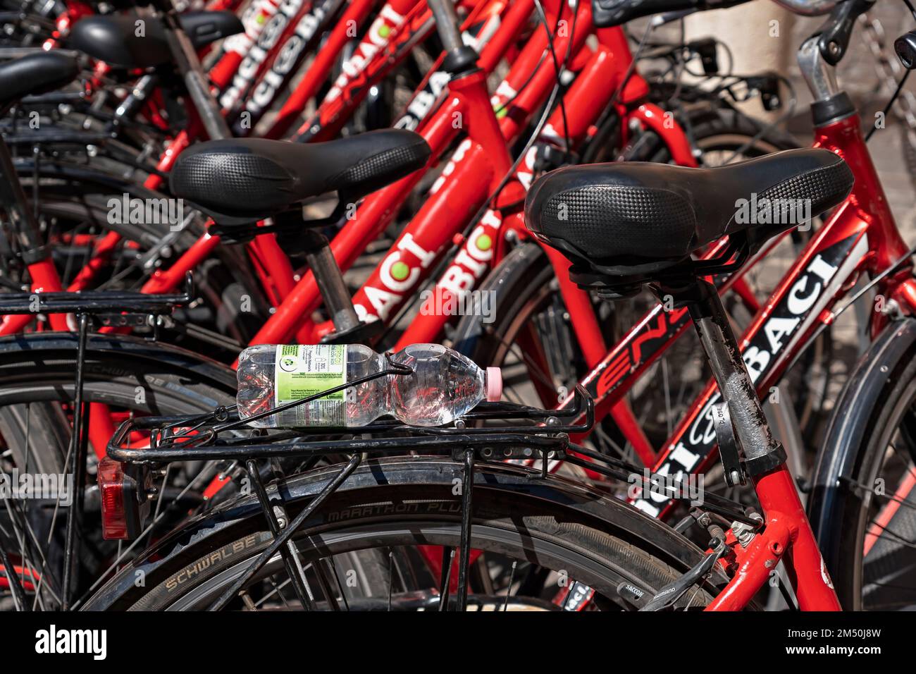 Smart smartbike smartbikes hi-res stock photography and images - Alamy