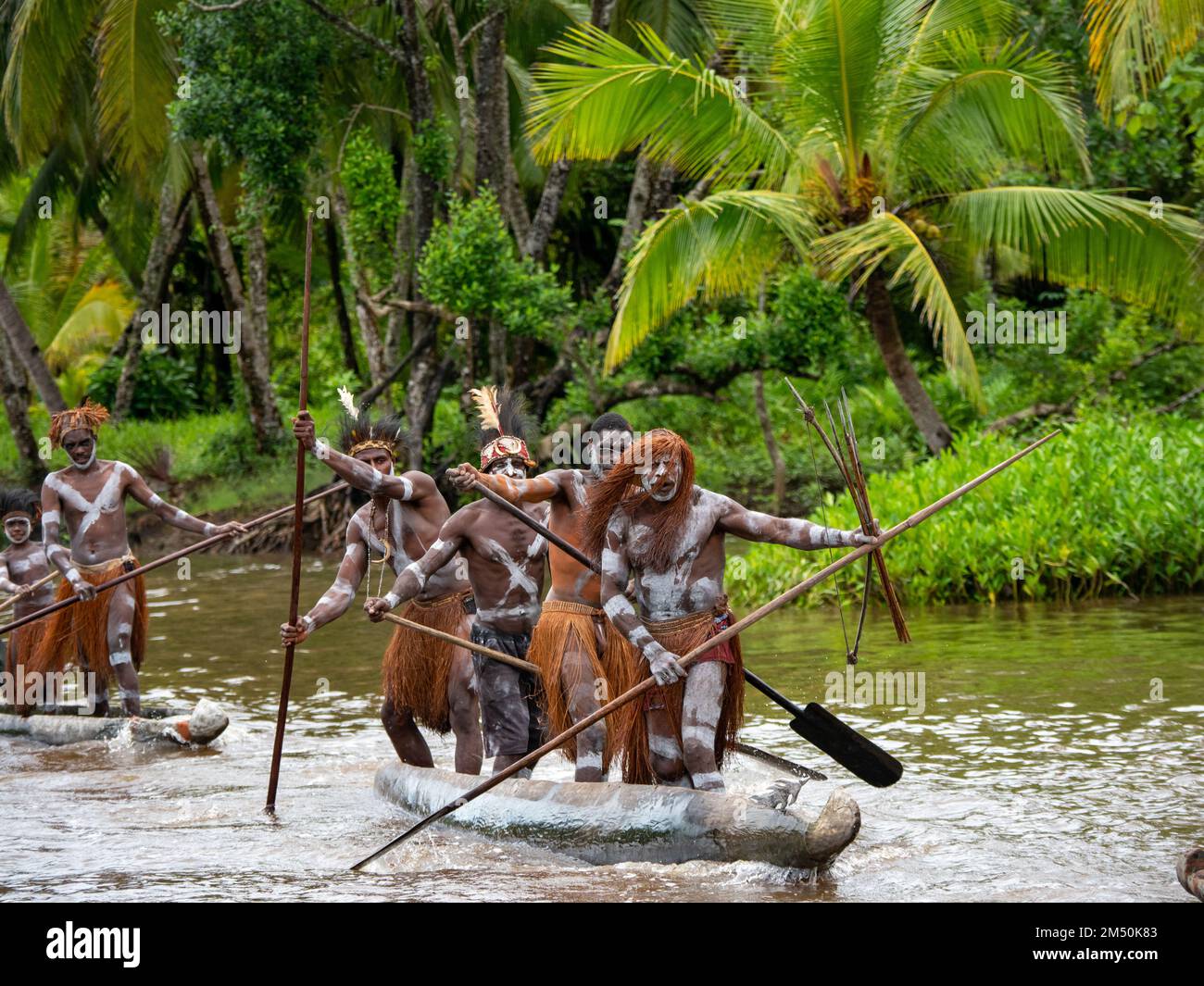 Asmat hi-res stock photography and images - Alamy