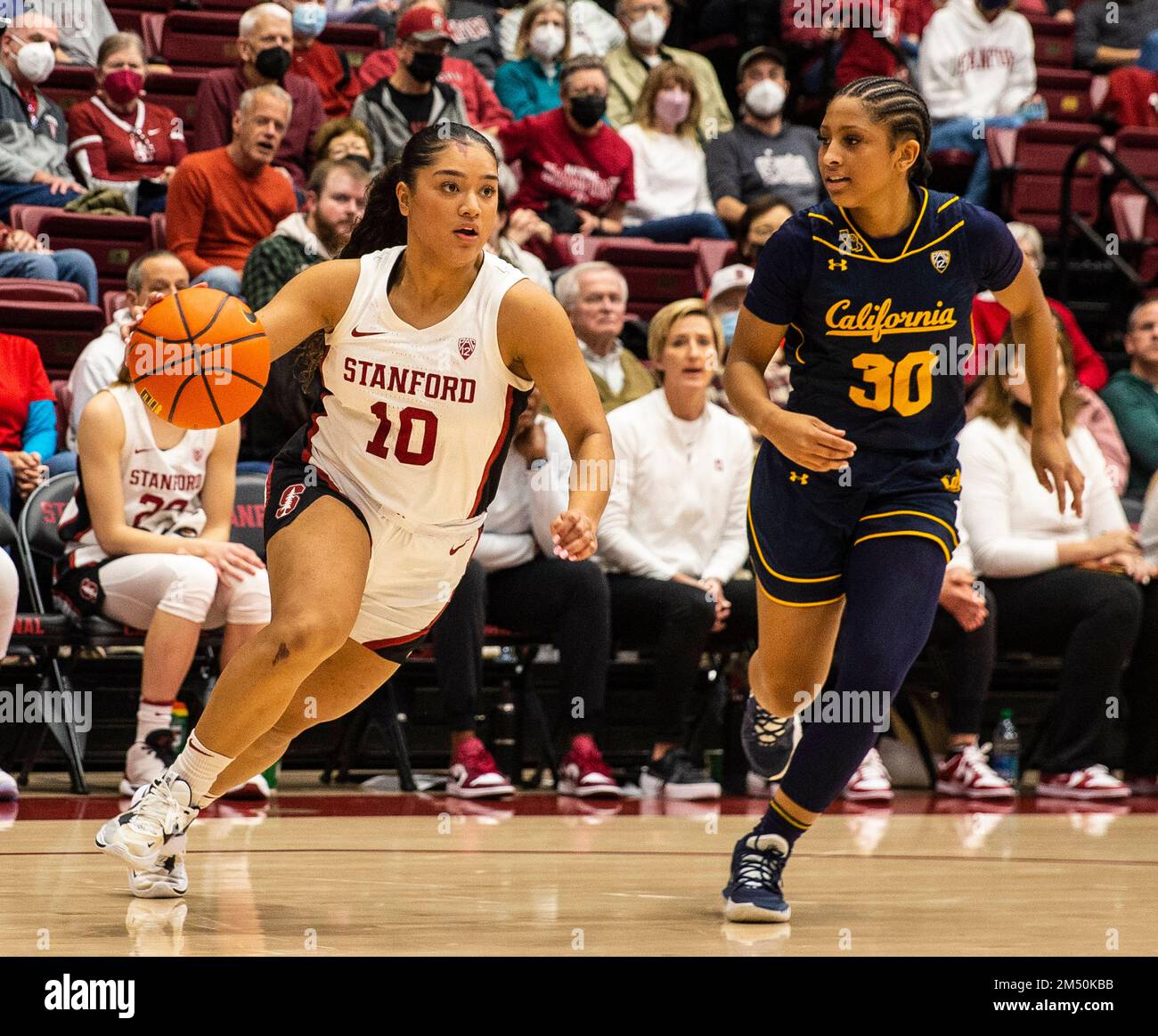 Palo Alto, USA. 23rd Dec, 2022. A. CAPTION CORRECTION: Stanford guard ...