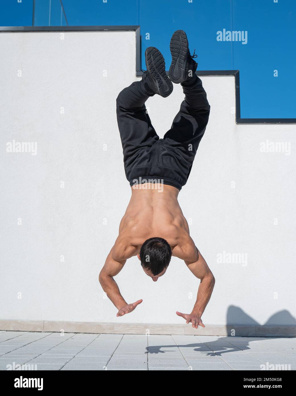 Handstand against a wall hi-res stock photography and images - Alamy