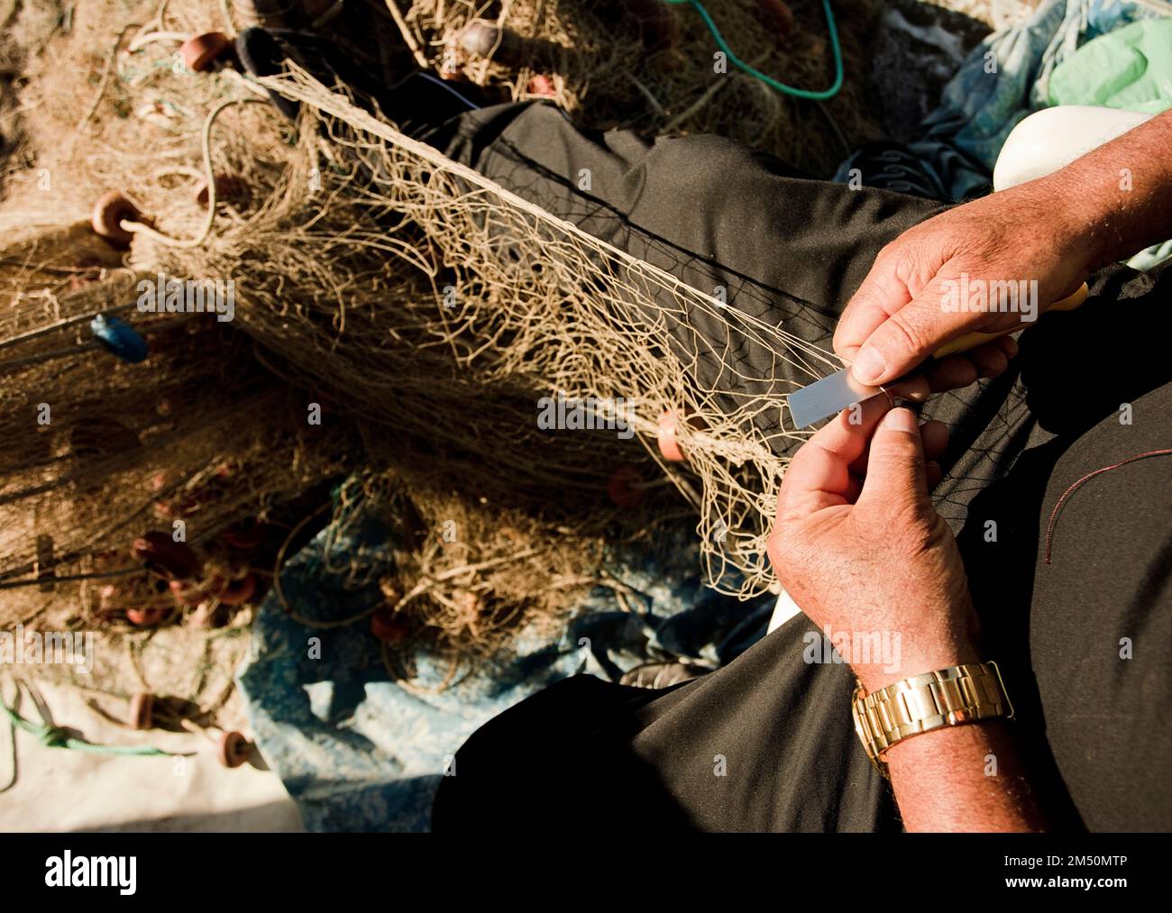 Needle thread in fisherman hi-res stock photography and images - Alamy