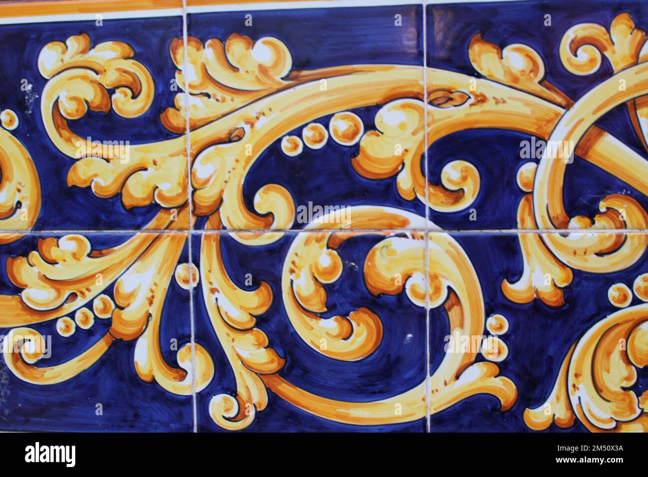 Azulejos de talavera hi-res stock photography and images - Alamy