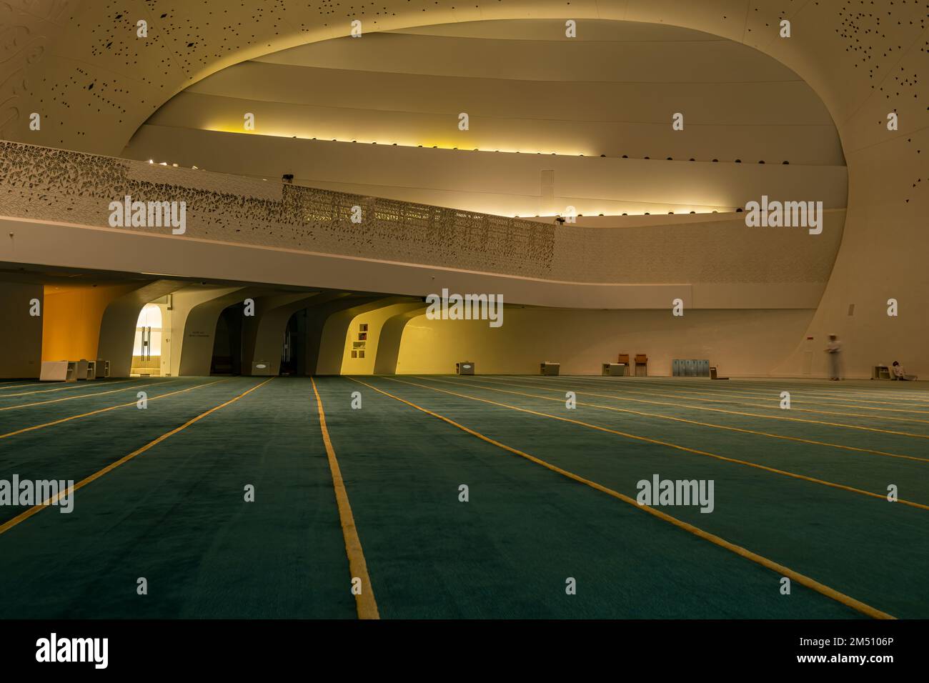Beautiful architecture of Qatar Foundation Mosque inside view ...
