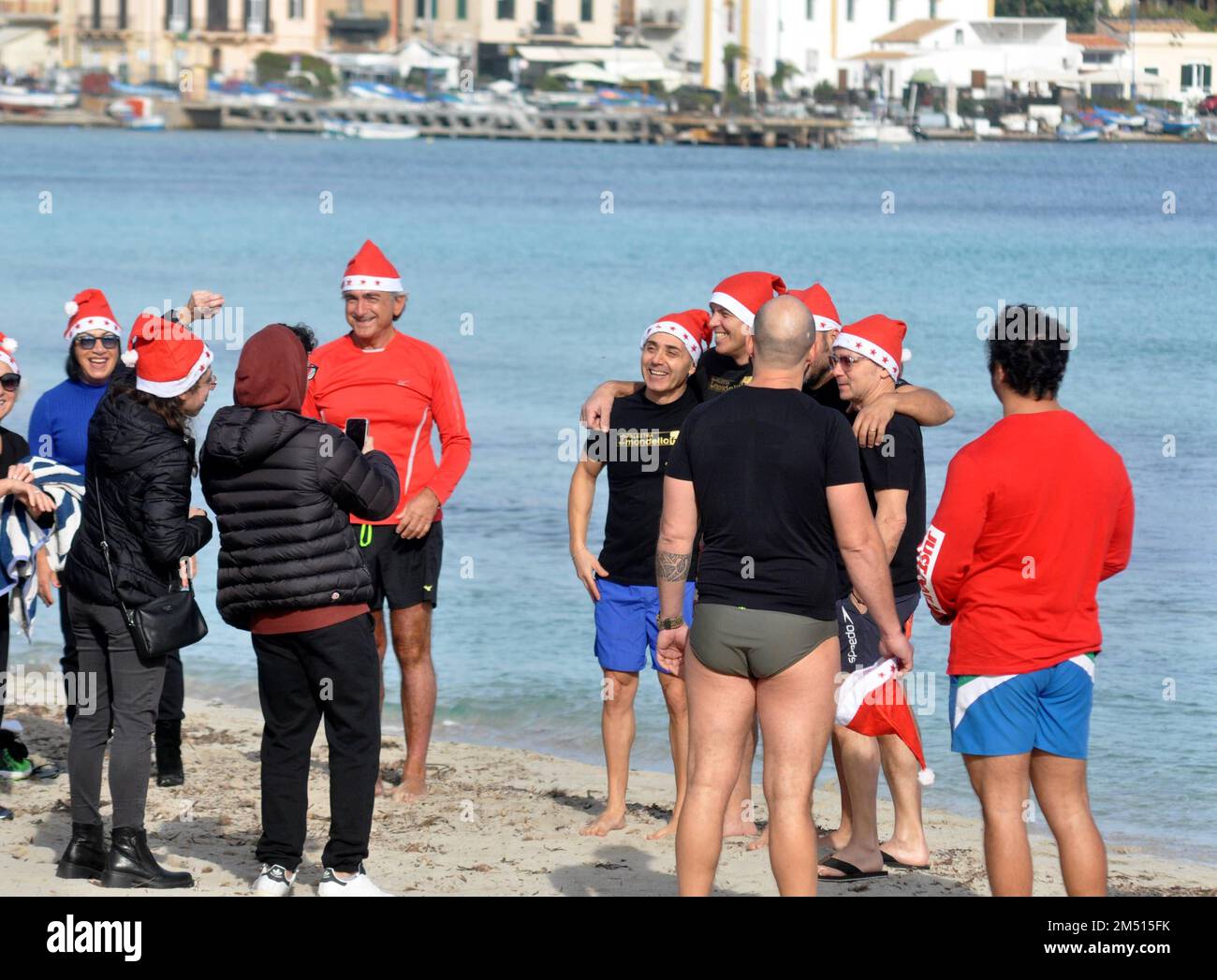 Palermo, Italy. 24th Dec, 2022. PALERMO. Christmas Eve in Mondello, the ...