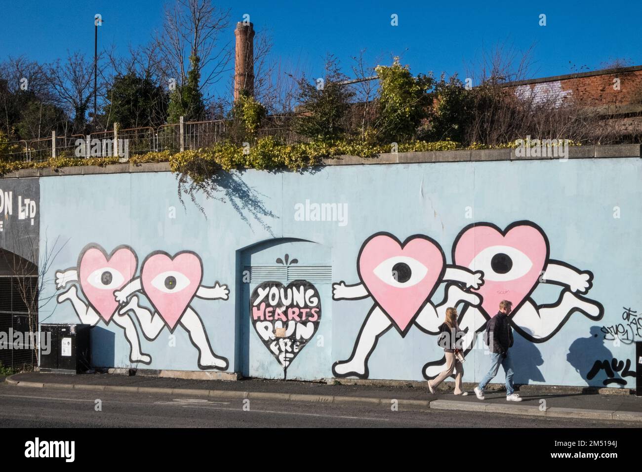 Young Hearts run free, grafiti,graffiti,grafitti,on,wall,along,Hadrian ...
