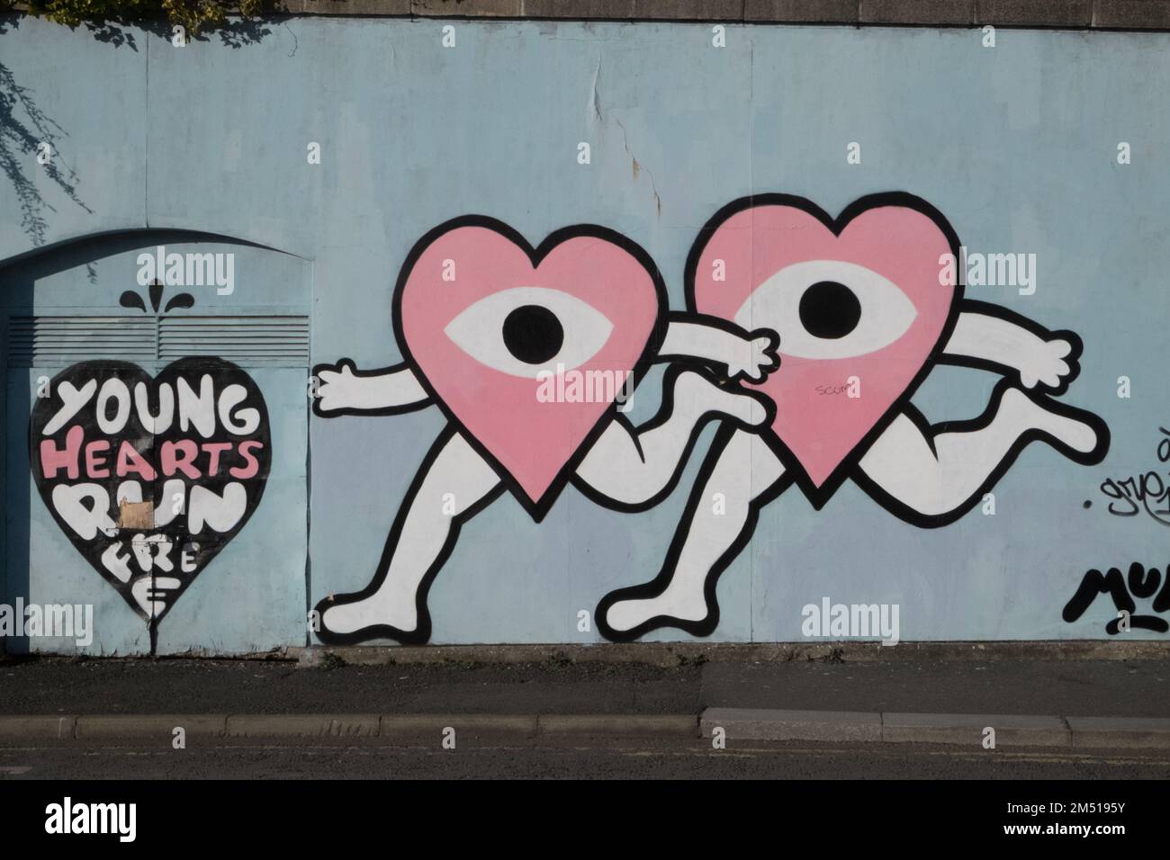 Young Hearts run free, grafiti,graffiti,grafitti,on,wall,along,Hadrian ...