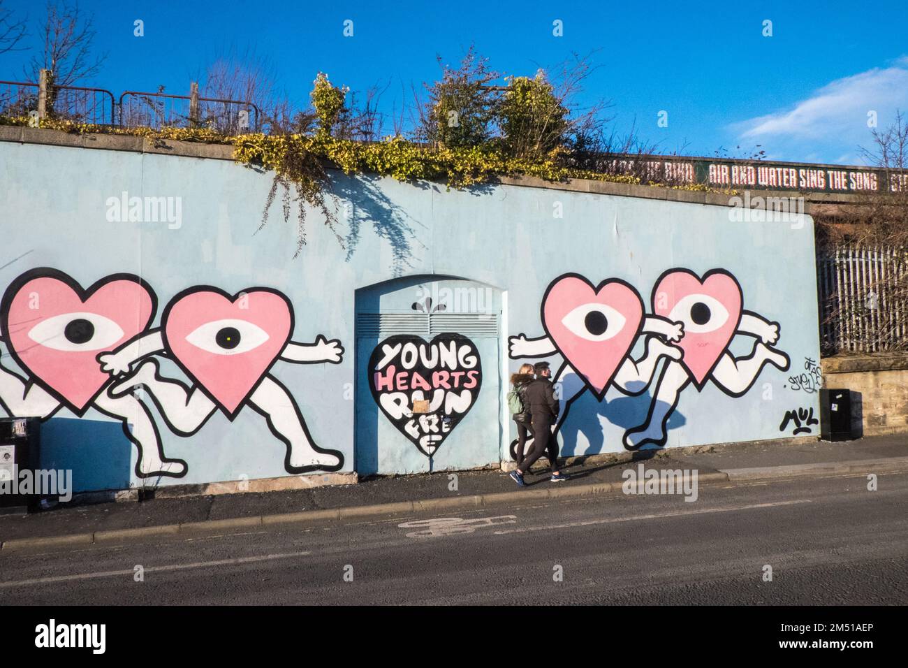Young Hearts run free, grafiti,graffiti,grafitti,on,wall,along,Hadrian ...