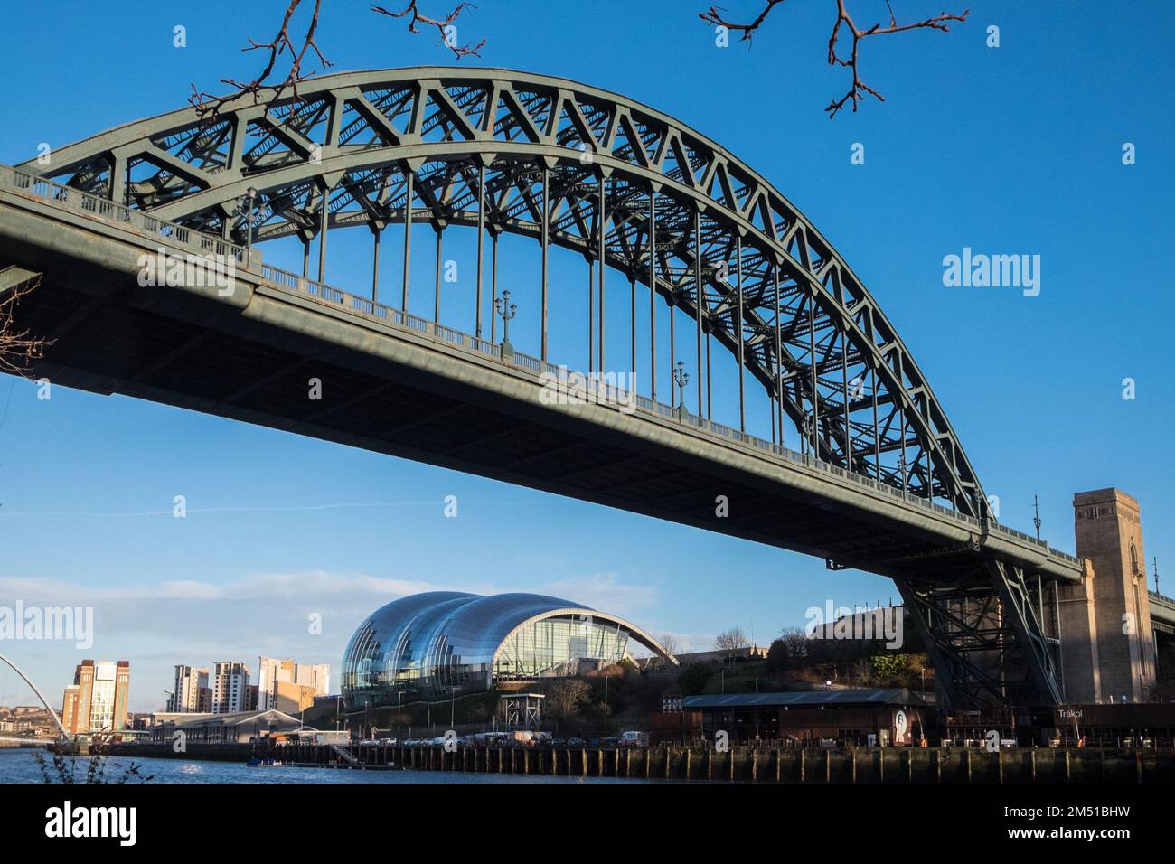 The iconic view of the tyne bridge hi-res stock photography and images ...