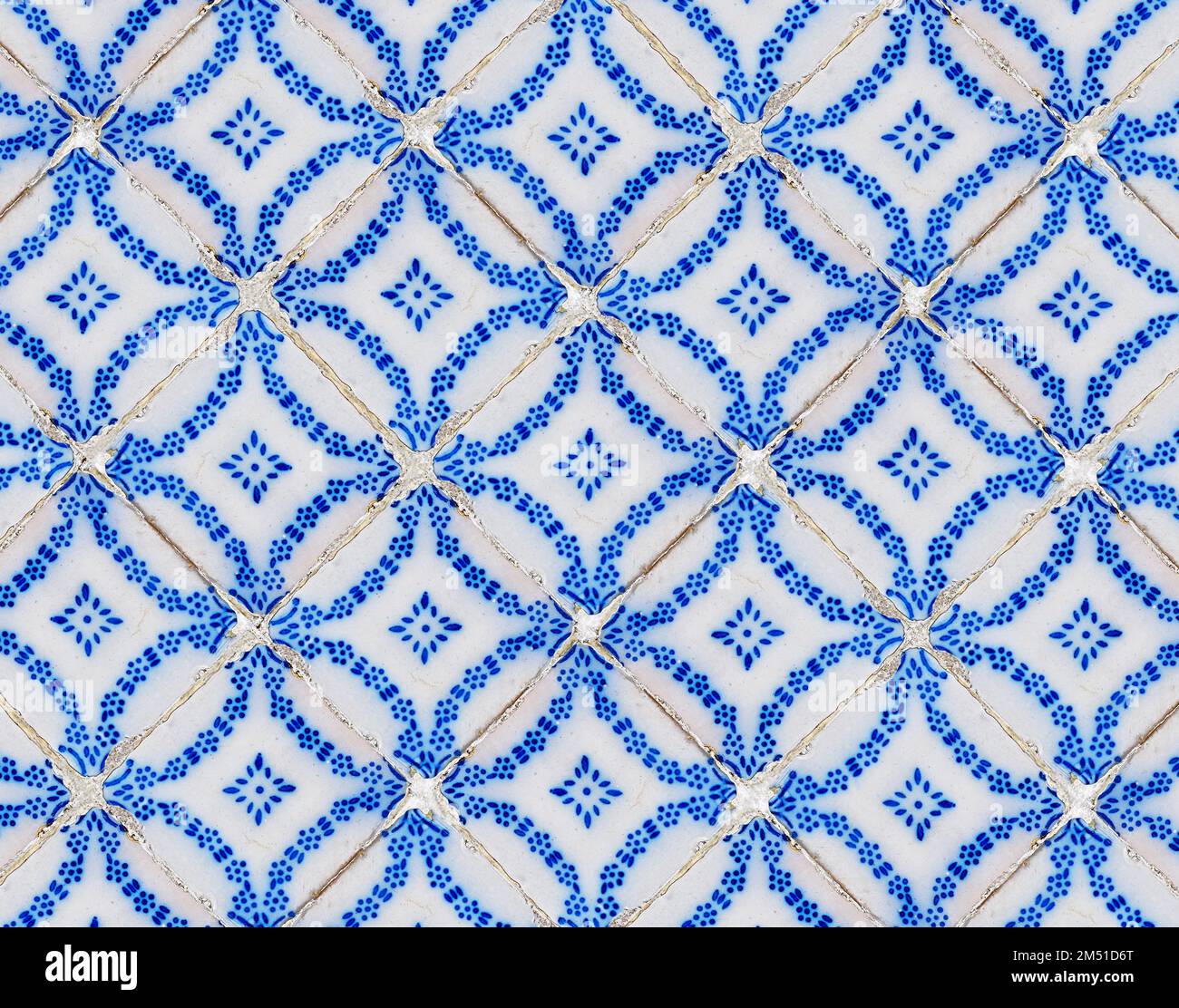 Dirty white tiles hi-res stock photography and images - Alamy