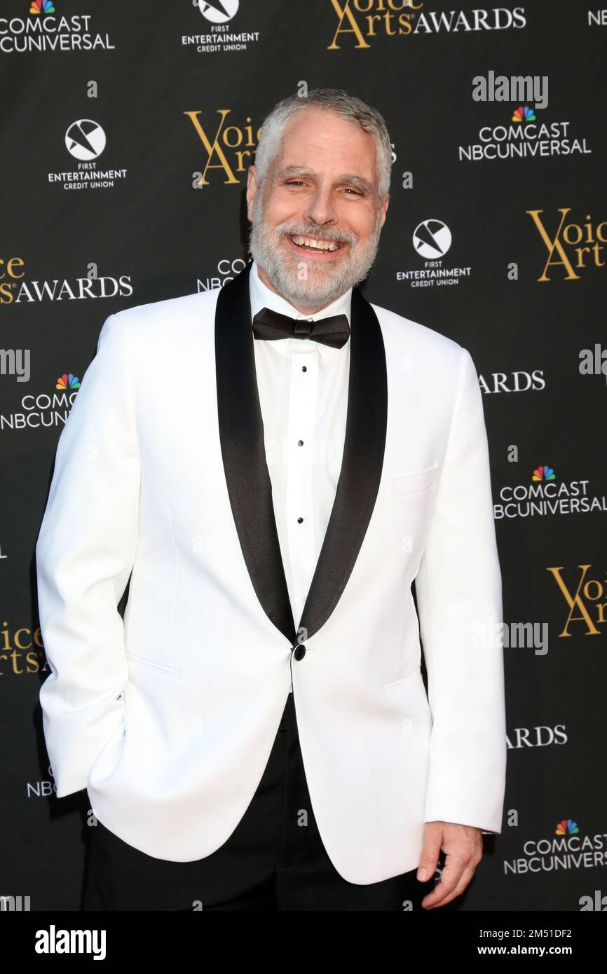 LOS ANGELES - DEC 18: Dave Walsh at the Voice Arts Awards at Steven J ...