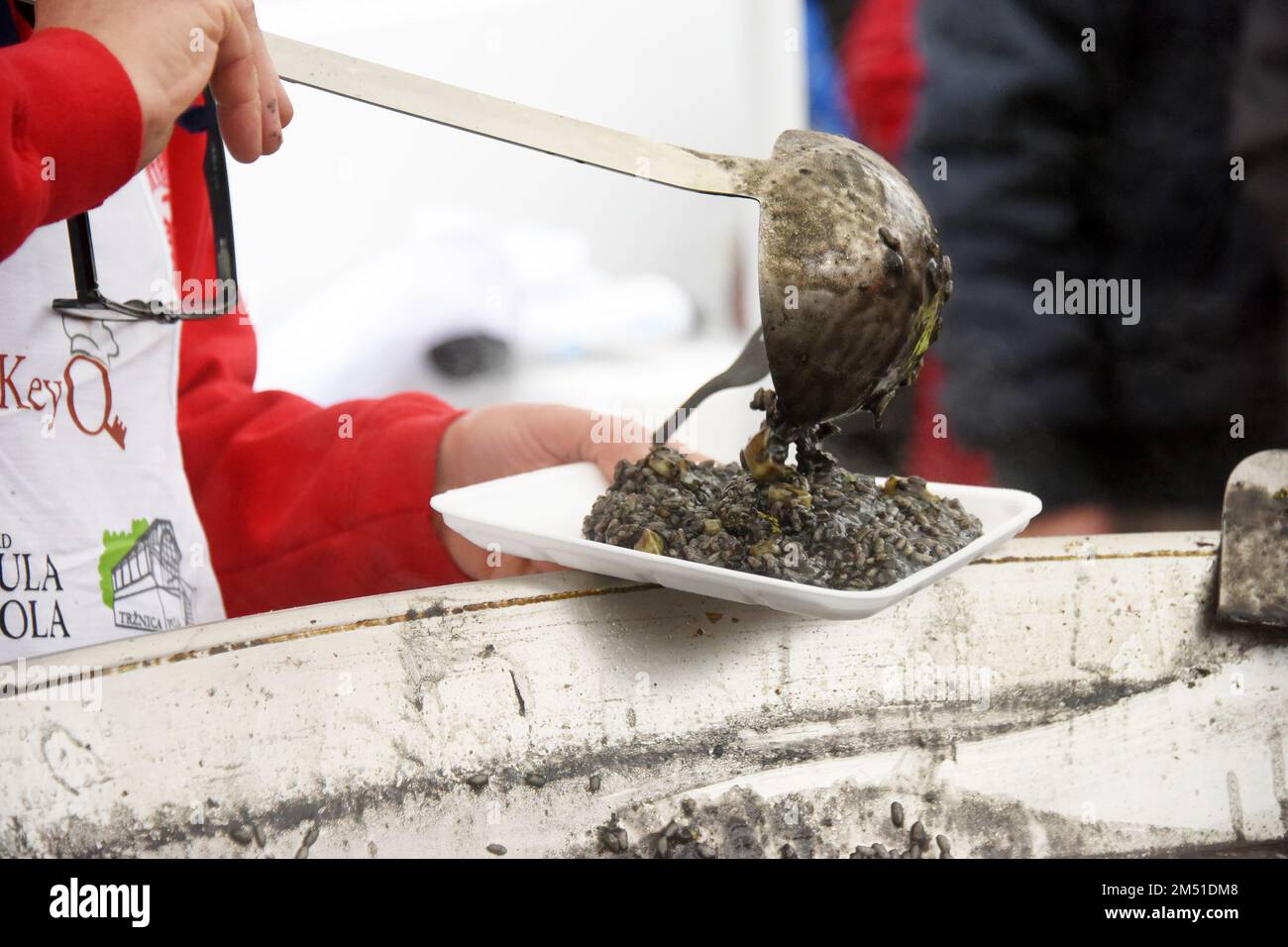 The preparation of black risotto in a large Pula padel was held at the ...