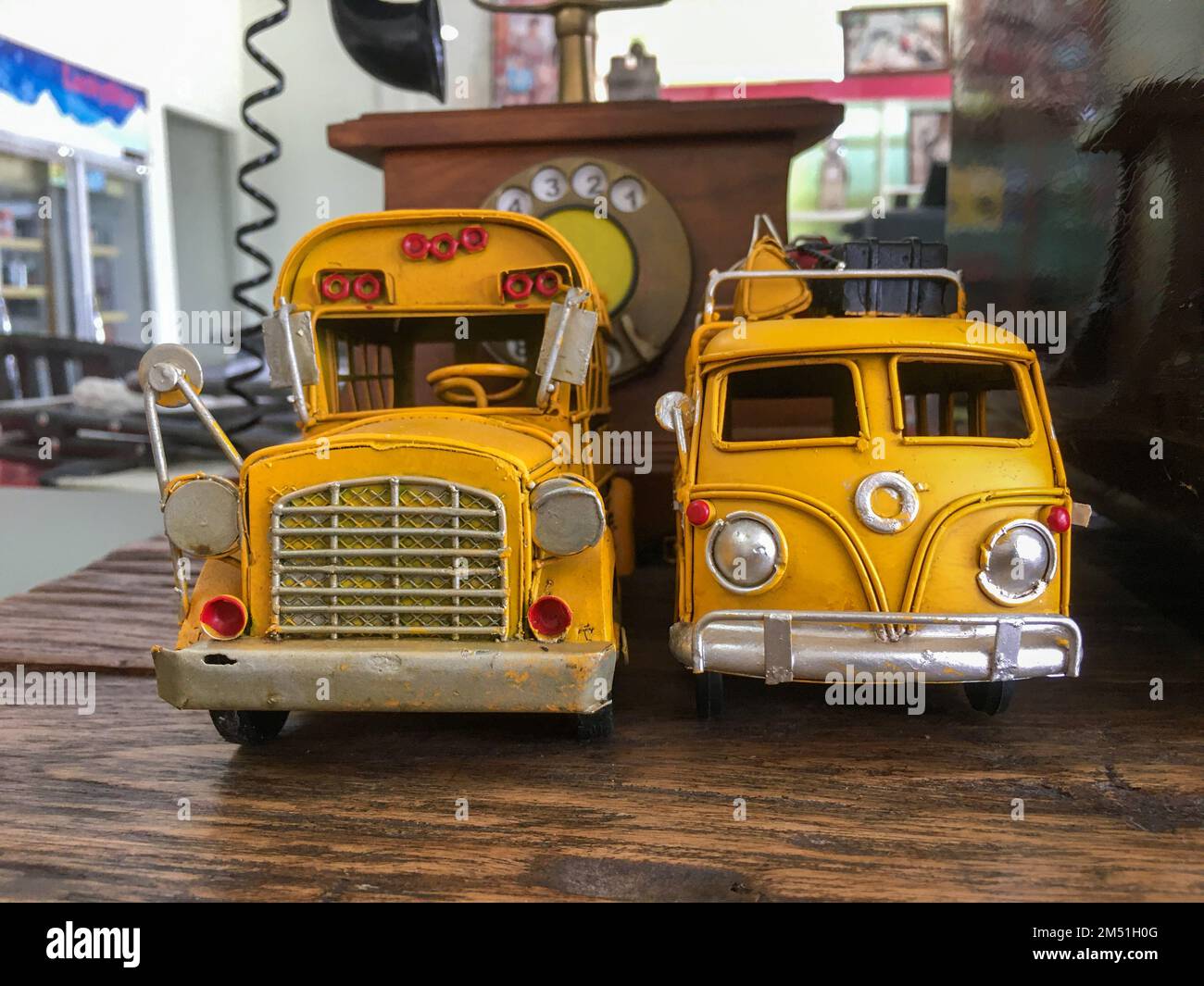 Ford school bus hi-res stock photography and images - Alamy