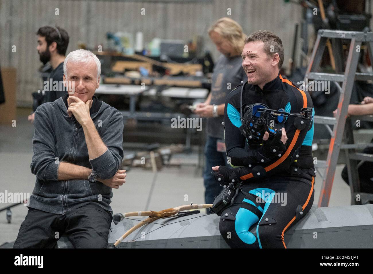Director James Cameron and actor Sam Worthington behind the scenes of ...
