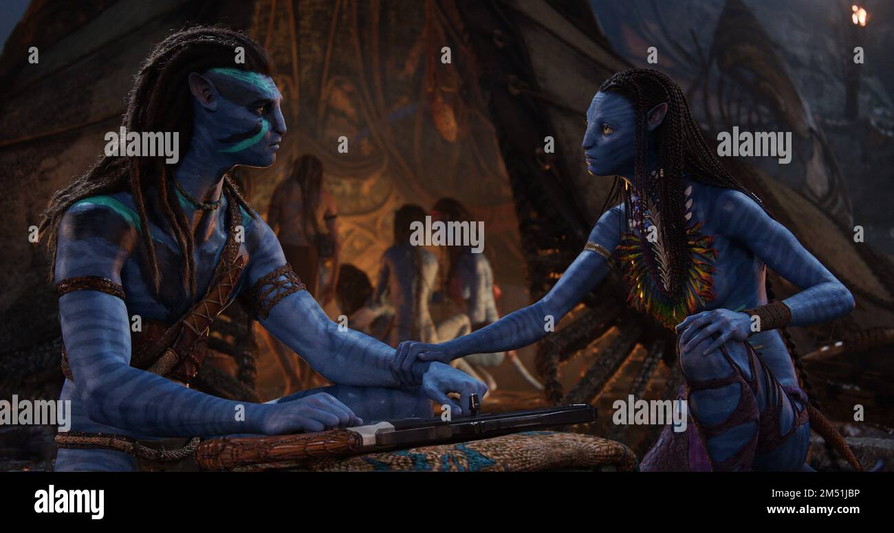 (L-R): Jake Sully (Sam Worthington) and Neytiri (Zoe Saldana) in 20th Century Studios' AVATAR ...