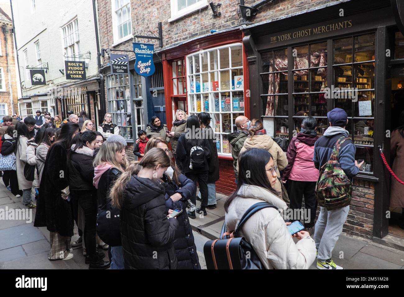 Bespoke ghost hi-res stock photography and images - Alamy