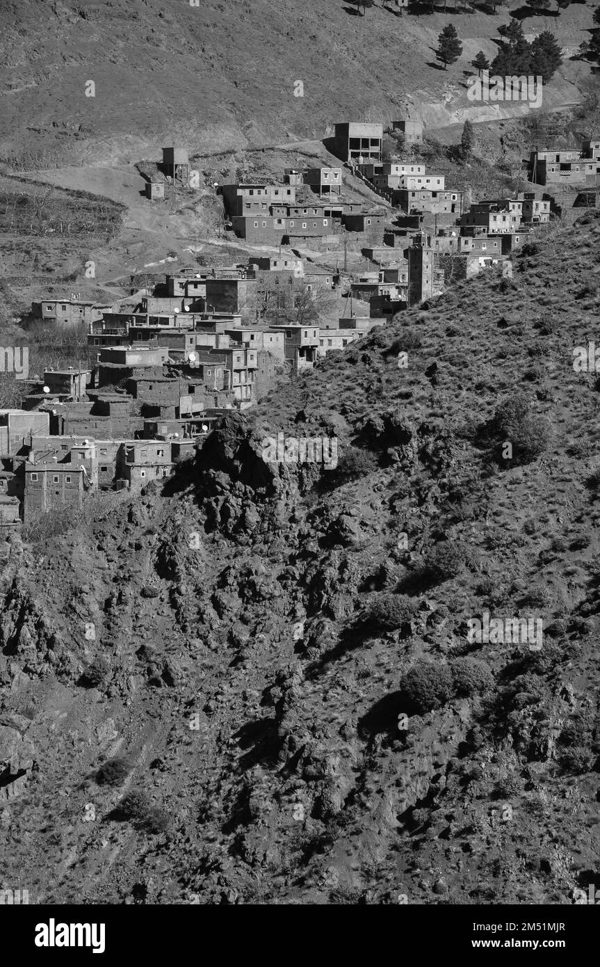 Rock atlas mountains Black and White Stock Photos & Images - Alamy