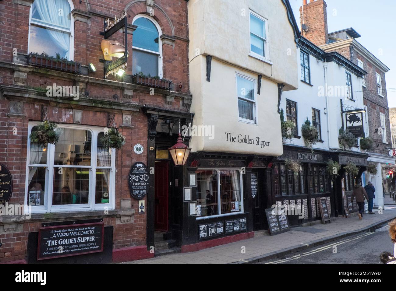 Old,medieval,The Golden Slipper,pub,bar,inn,in,York, is a, cathedral ...
