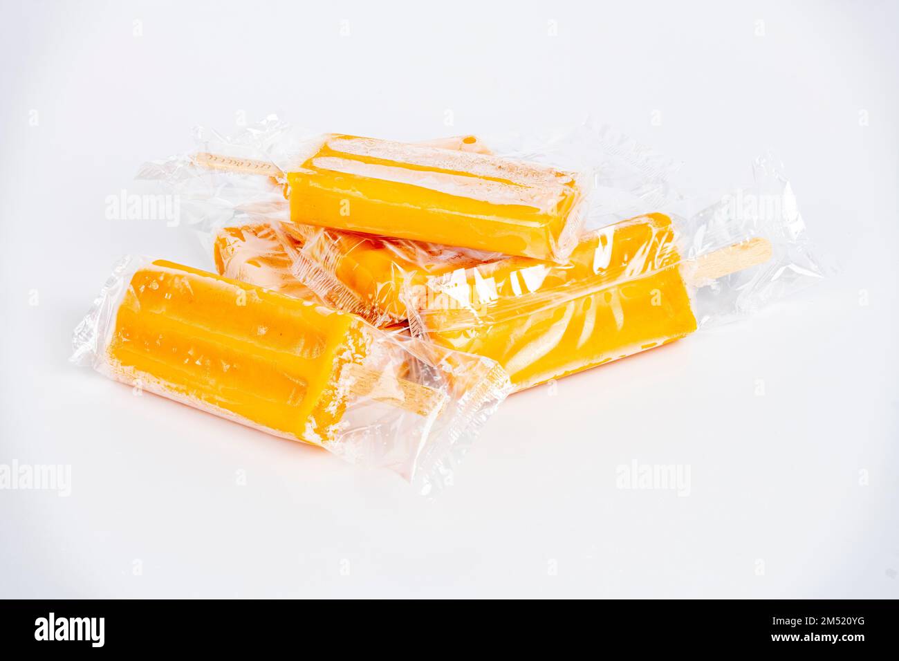 Frozen treats hi-res stock photography and images - Alamy