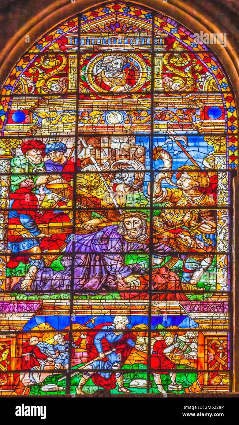 Jesus Christ Carrying Cross Persecuted Stained Glass Seville Cathedral ...