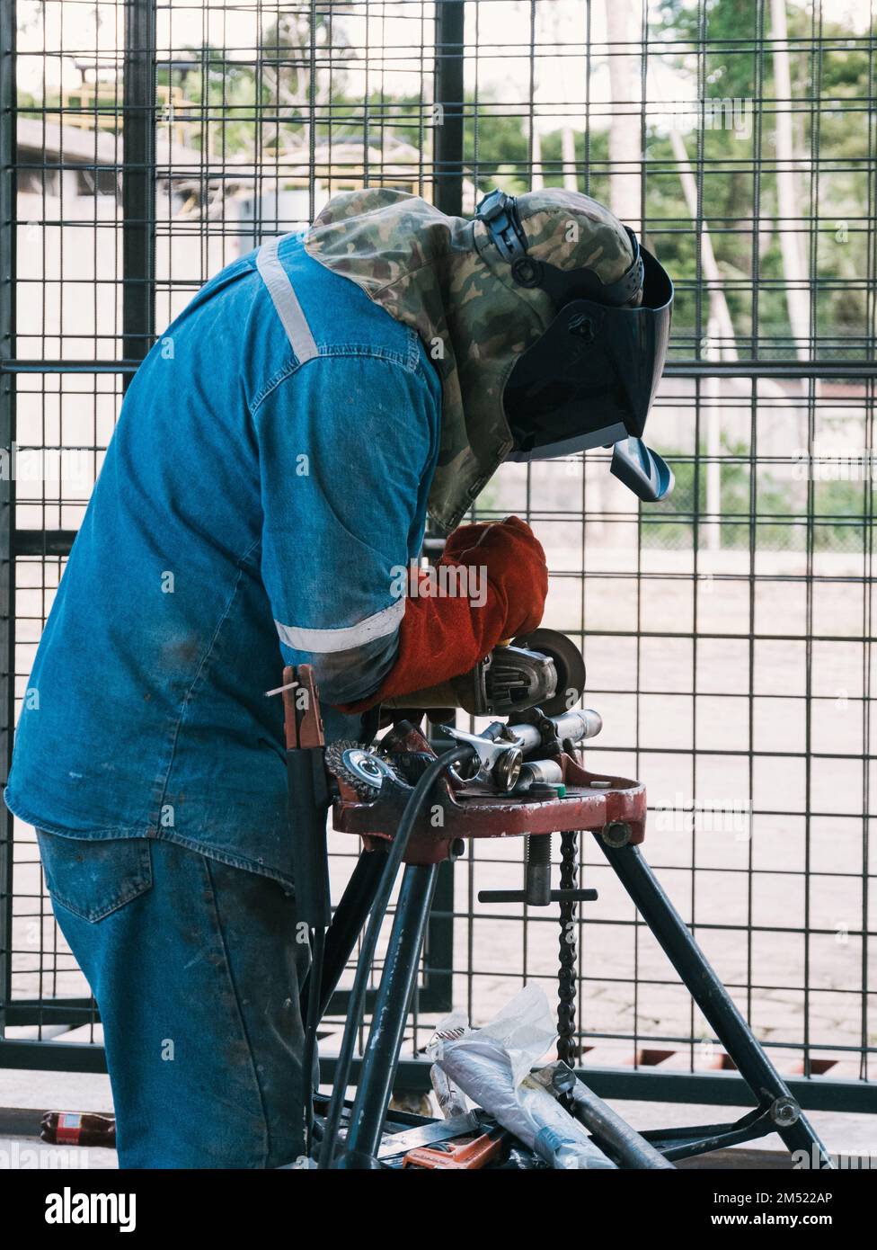 Man worker industrial soldering hi-res stock photography and images - Alamy