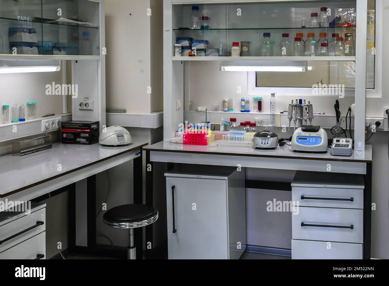 Scientific laboratory. Interior of a modern biological laboratory Stock ...