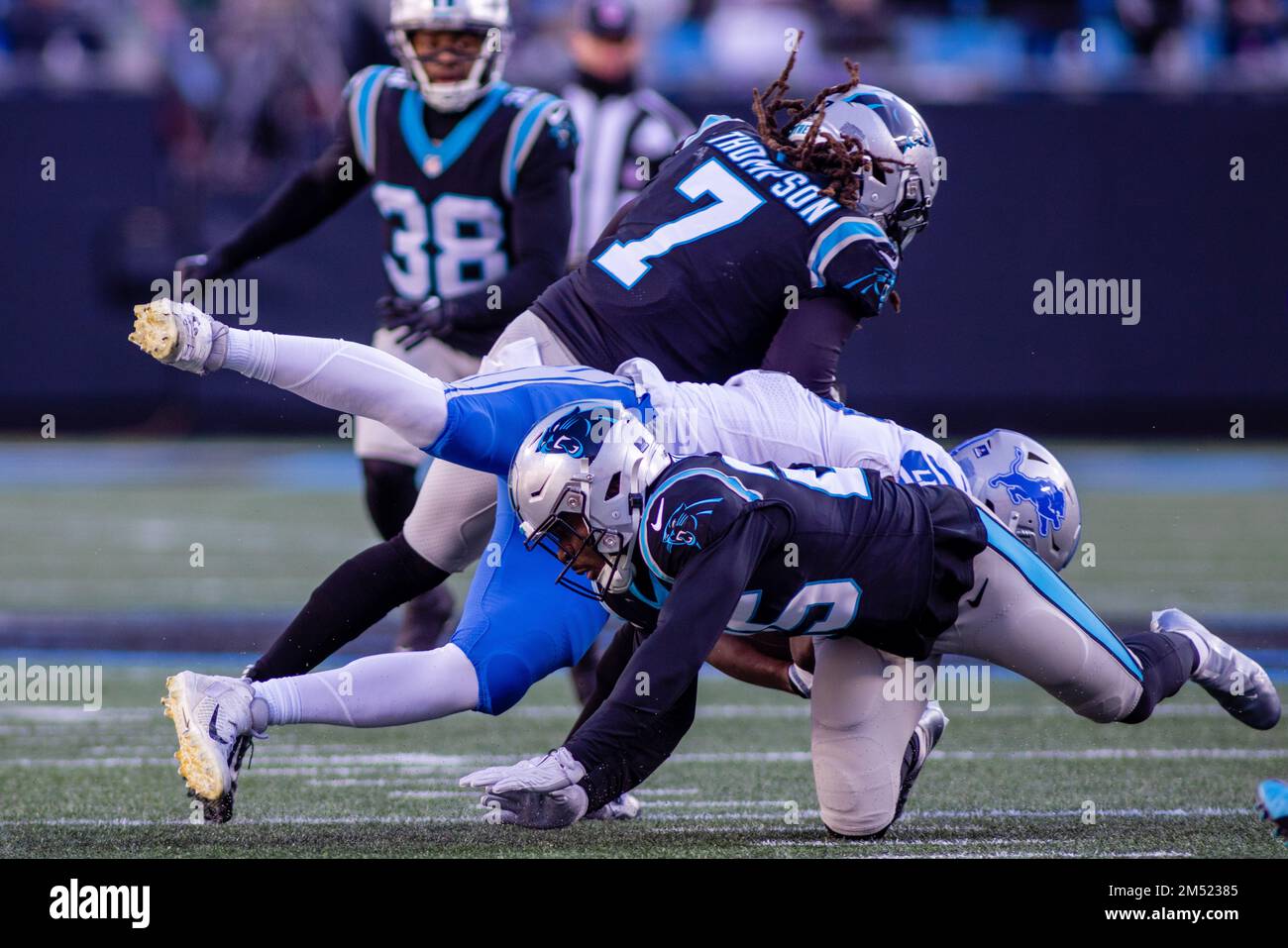 Charlotte, NC, USA. 24th Dec, 2022. Carolina Panthers linebacker Shaq ...
