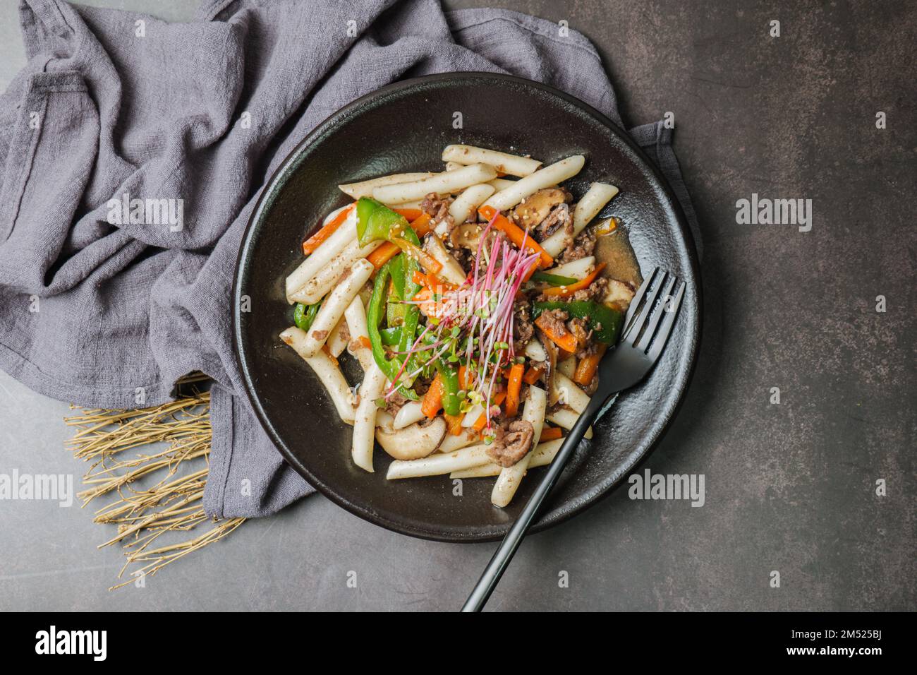 gungjungtteokbokki, Korean style Royal Stir-fried Rice Cake : Long ...