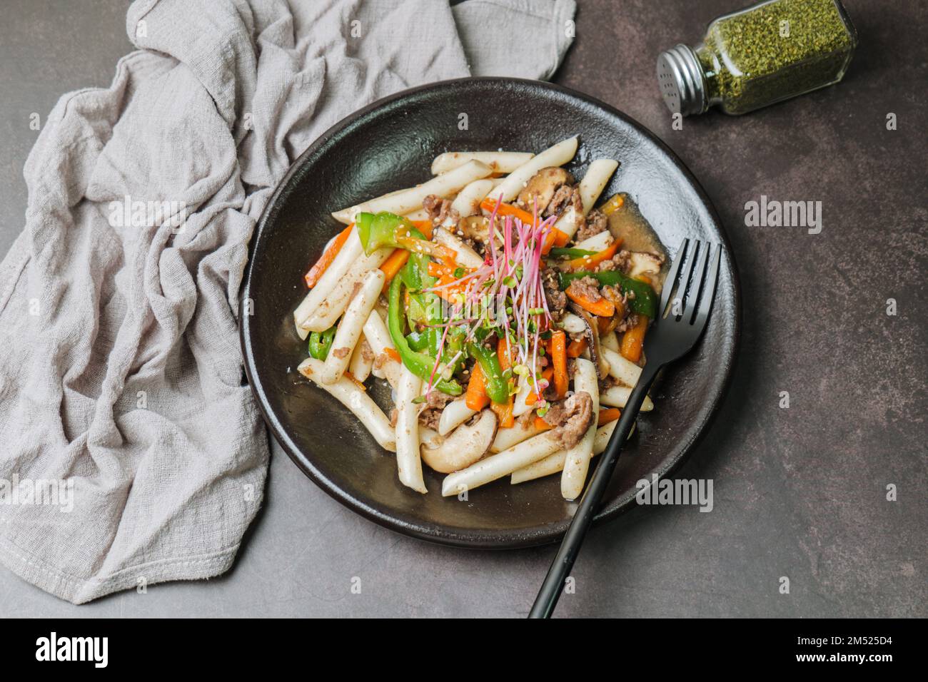 gungjungtteokbokki, Korean style Royal Stir-fried Rice Cake : Long ...
