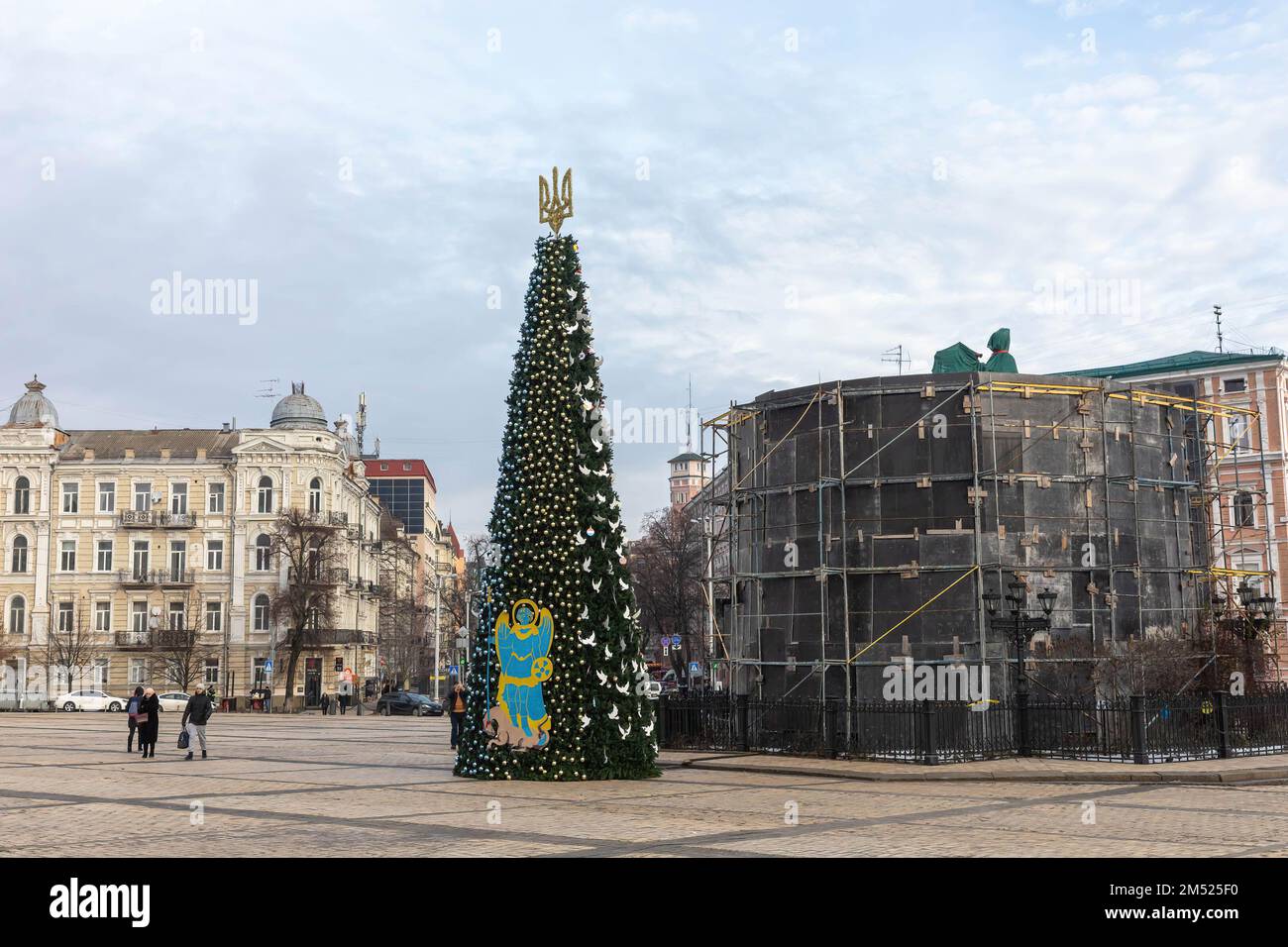Main ukrainian christmas tree hi-res stock photography and images - Alamy