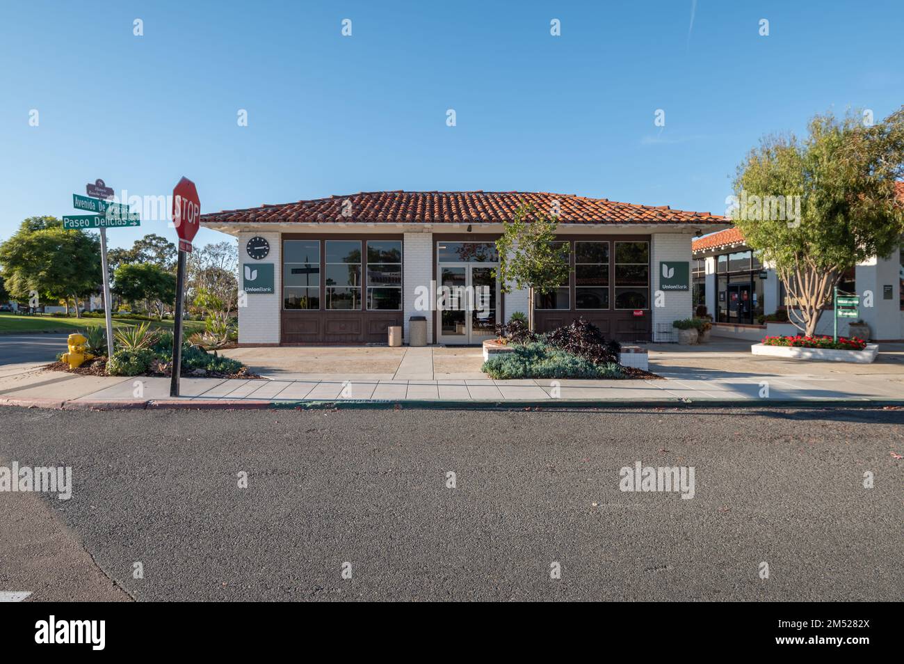 Santa fe architecture hi-res stock photography and images - Alamy