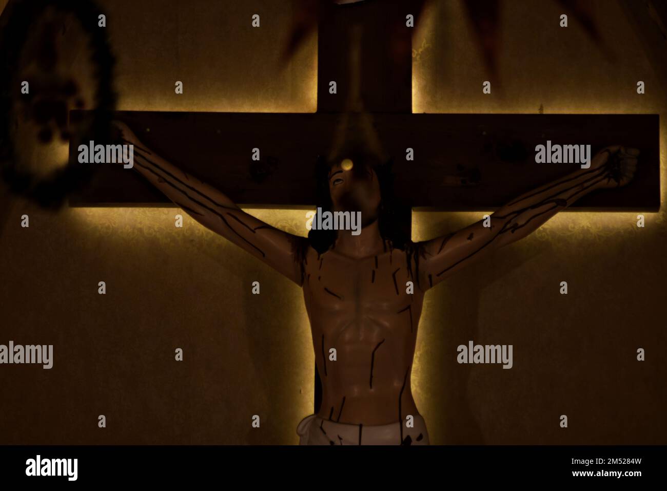 Srinagar, India. 24th Dec, 2022. Jesus Christ On The Cross eliminated ...