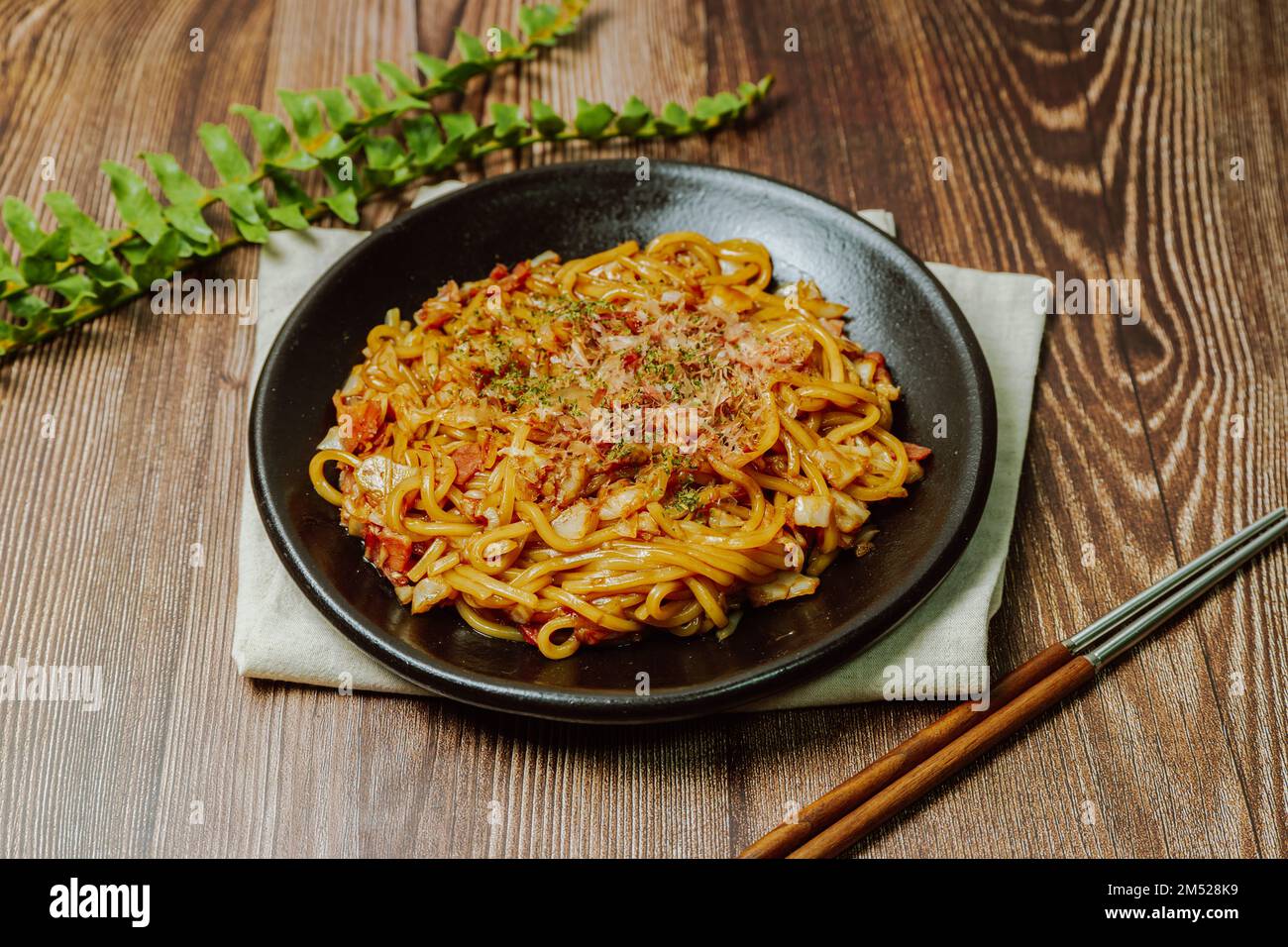 Yakisoba eatery hi-res stock photography and images - Alamy