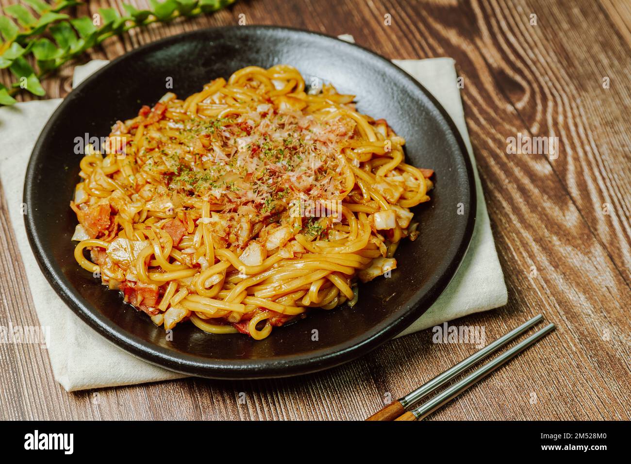Yakisoba eatery hi-res stock photography and images - Alamy