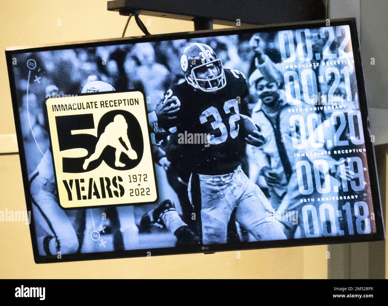 Pittsburgh, United States. 23rd Dec, 2022. Pittsburgh Steelers replays ...