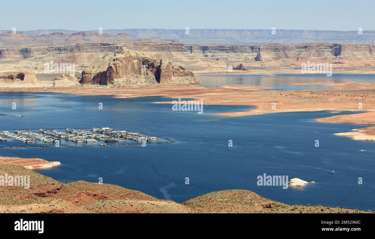 Scenic lake powell arizona hi-res stock photography and images - Alamy