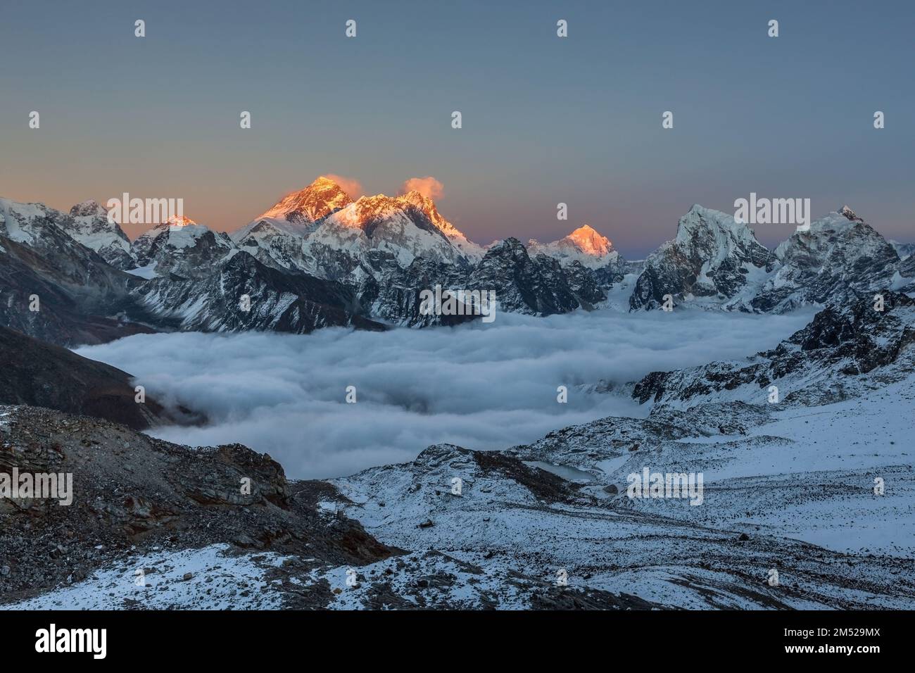 Amazing sunset over Everest summit, view from Renjo La pass. Beautiful ...