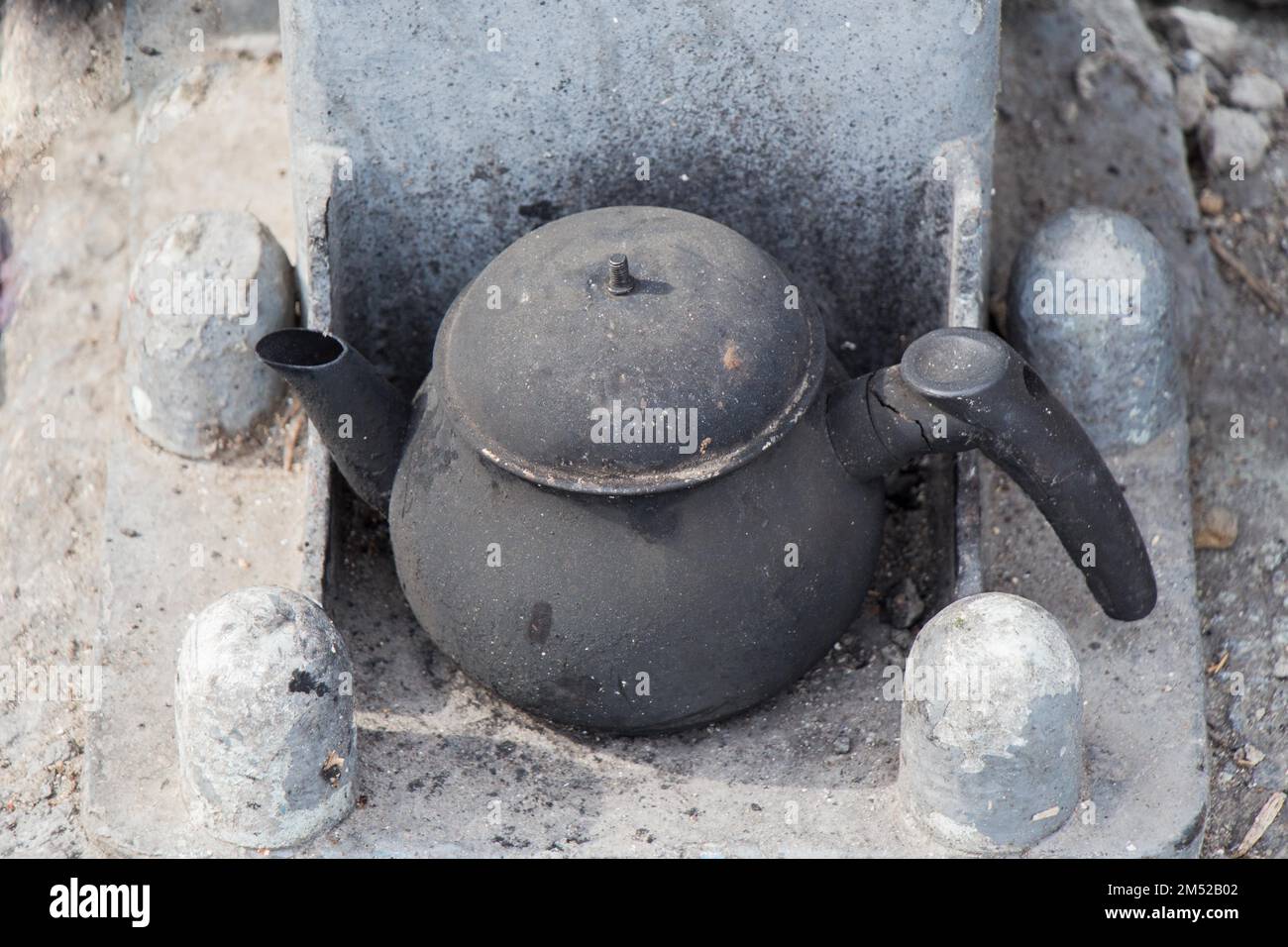 Rusty teapot hi-res stock photography and images - Alamy