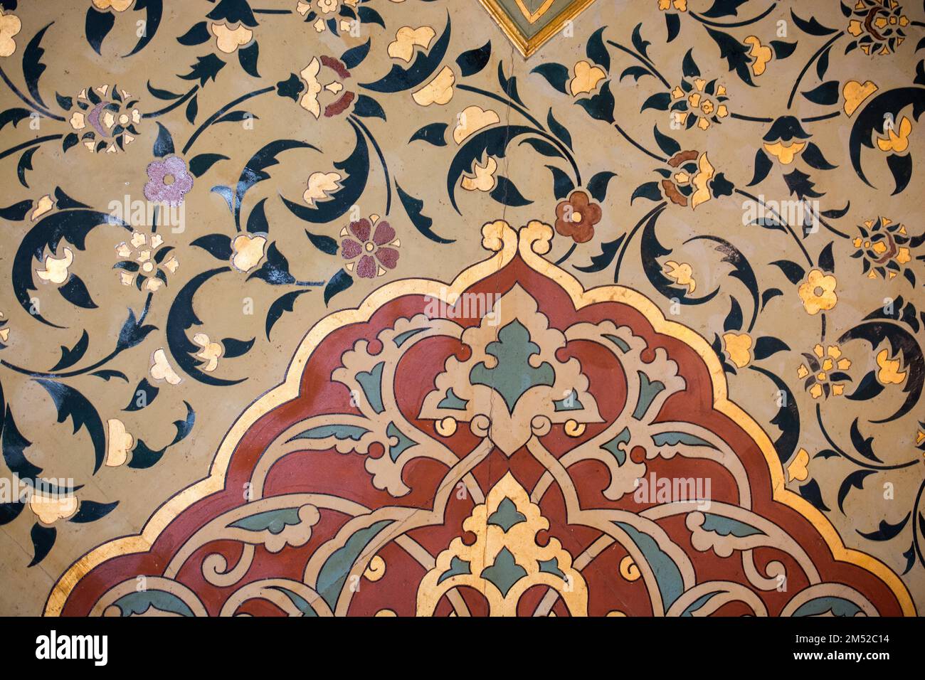 Floral art pattern example of the Ottoman time Stock Photo - Alamy