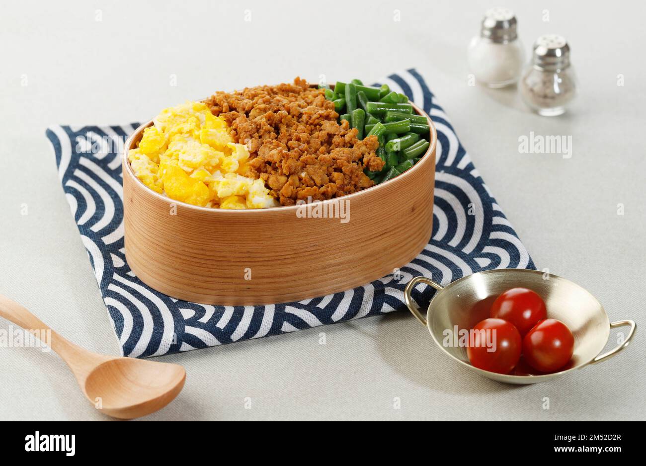 Donmono hi-res stock photography and images - Alamy